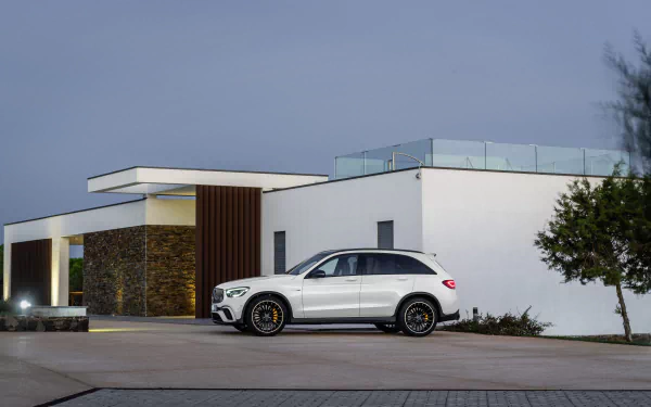 [20+] Mercedes-AMG 8k Wallpapers