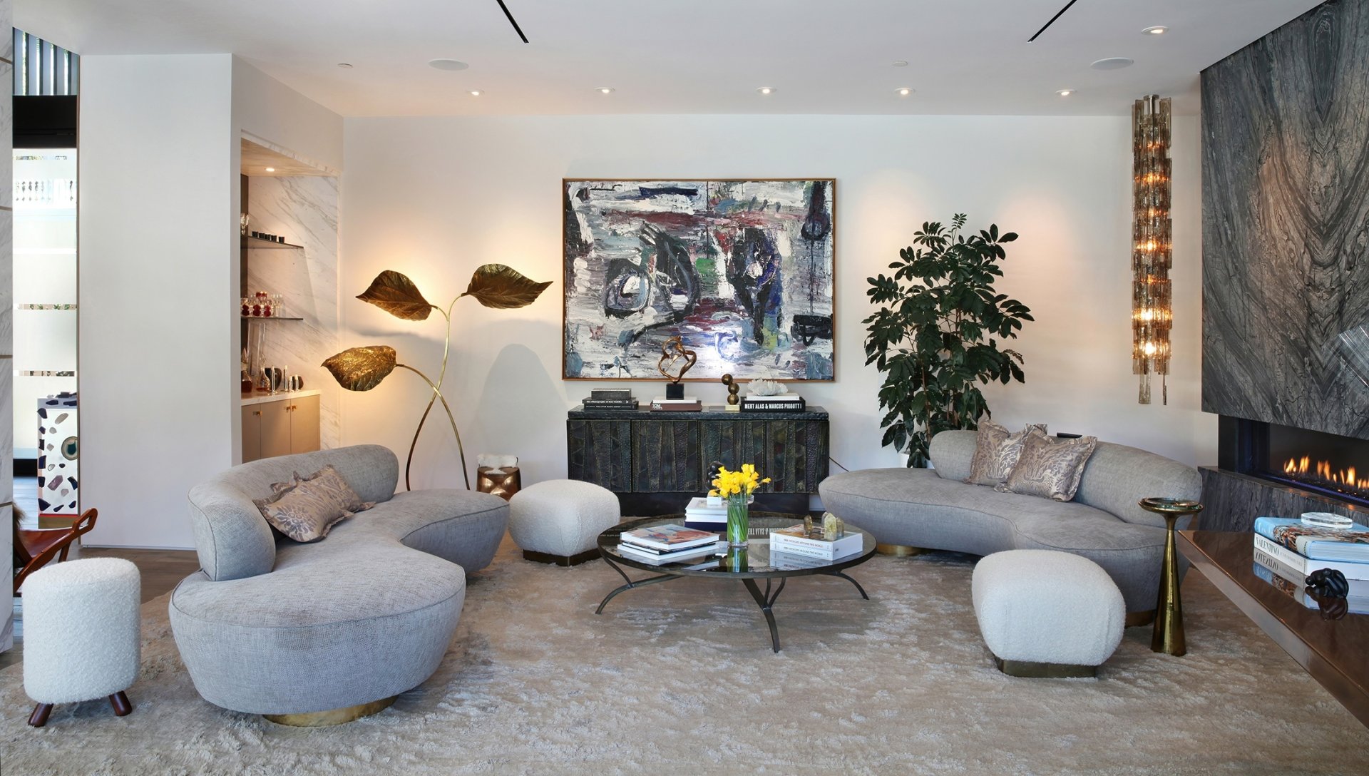 Download Table Lounge Sofa Furniture Living Room Man Made Room HD Wallpaper