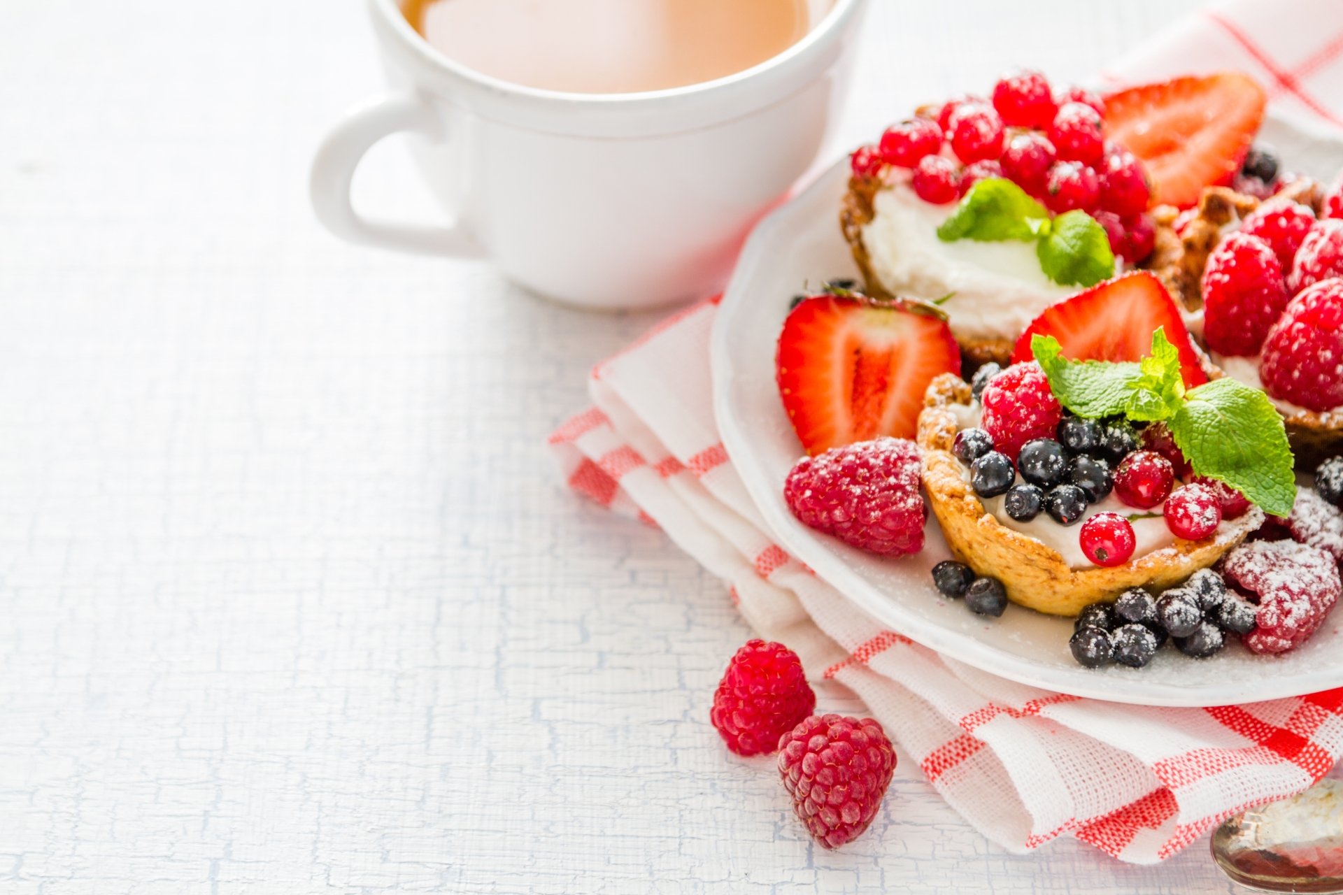 Download Pastry Fruit Berry Food Dessert 4k Ultra HD Wallpaper ...