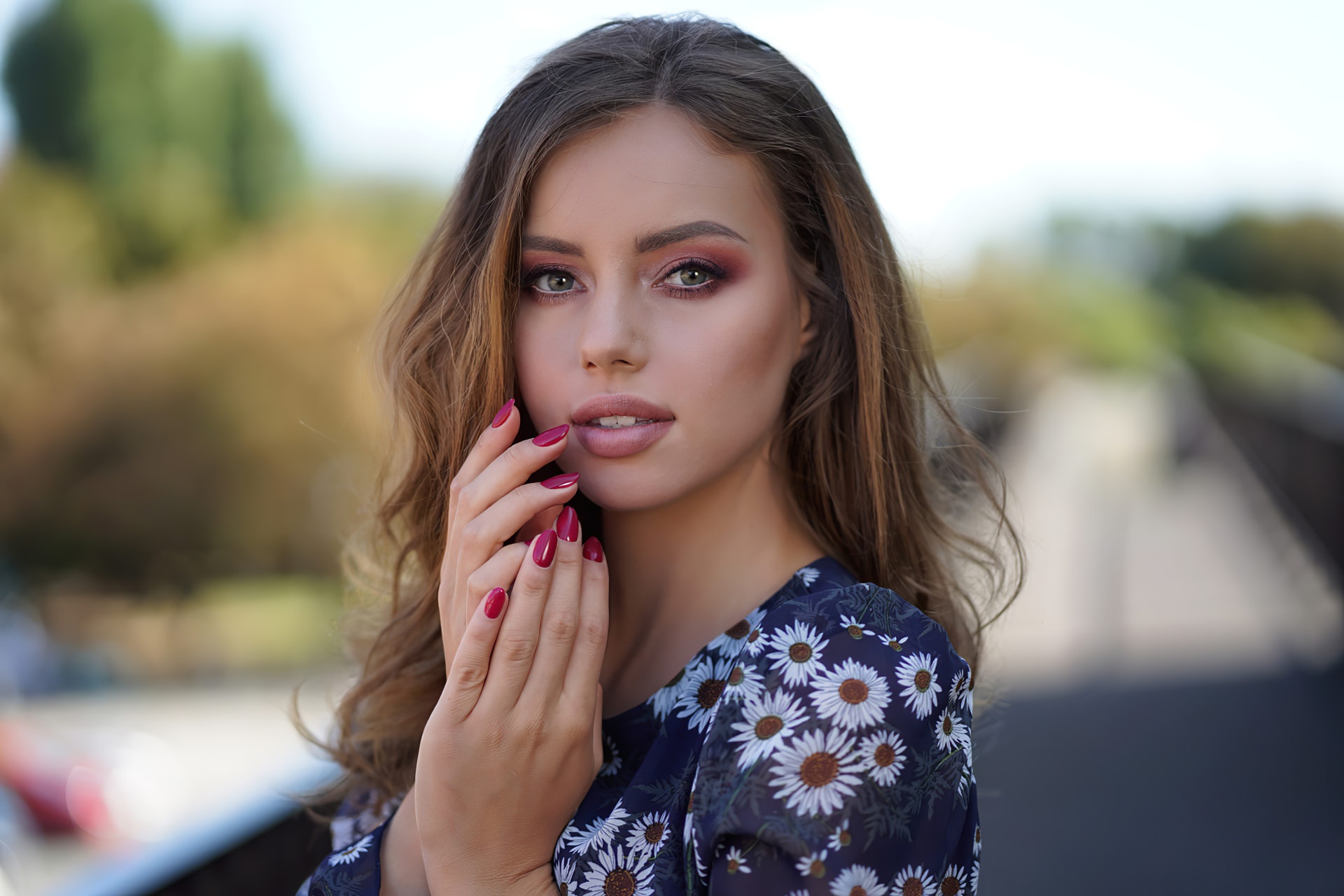 Download Depth Of Field Brunette Woman Model HD Wallpaper