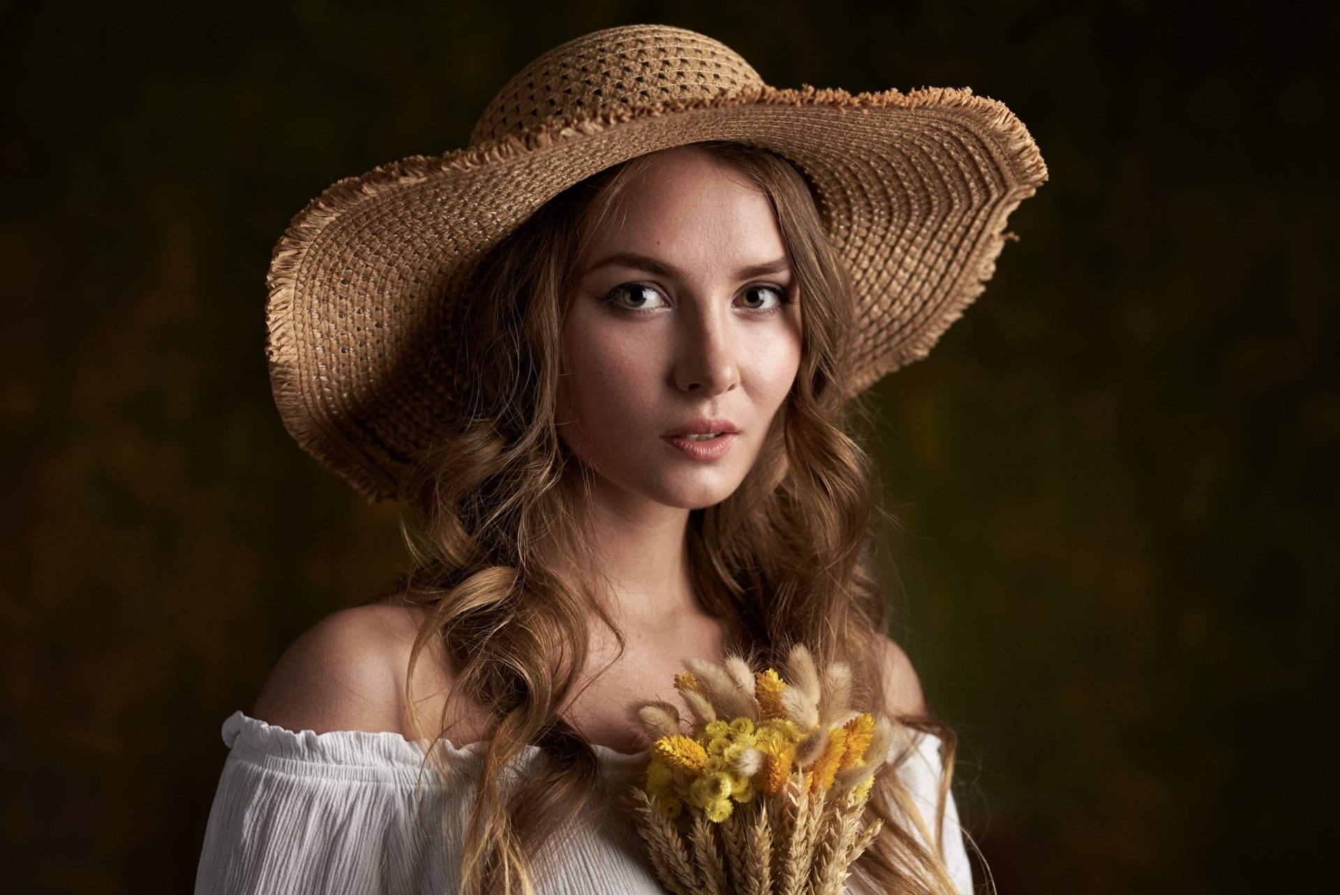 Download Face Brunette Hat Woman Model HD Wallpaper | 2560x1709 ...