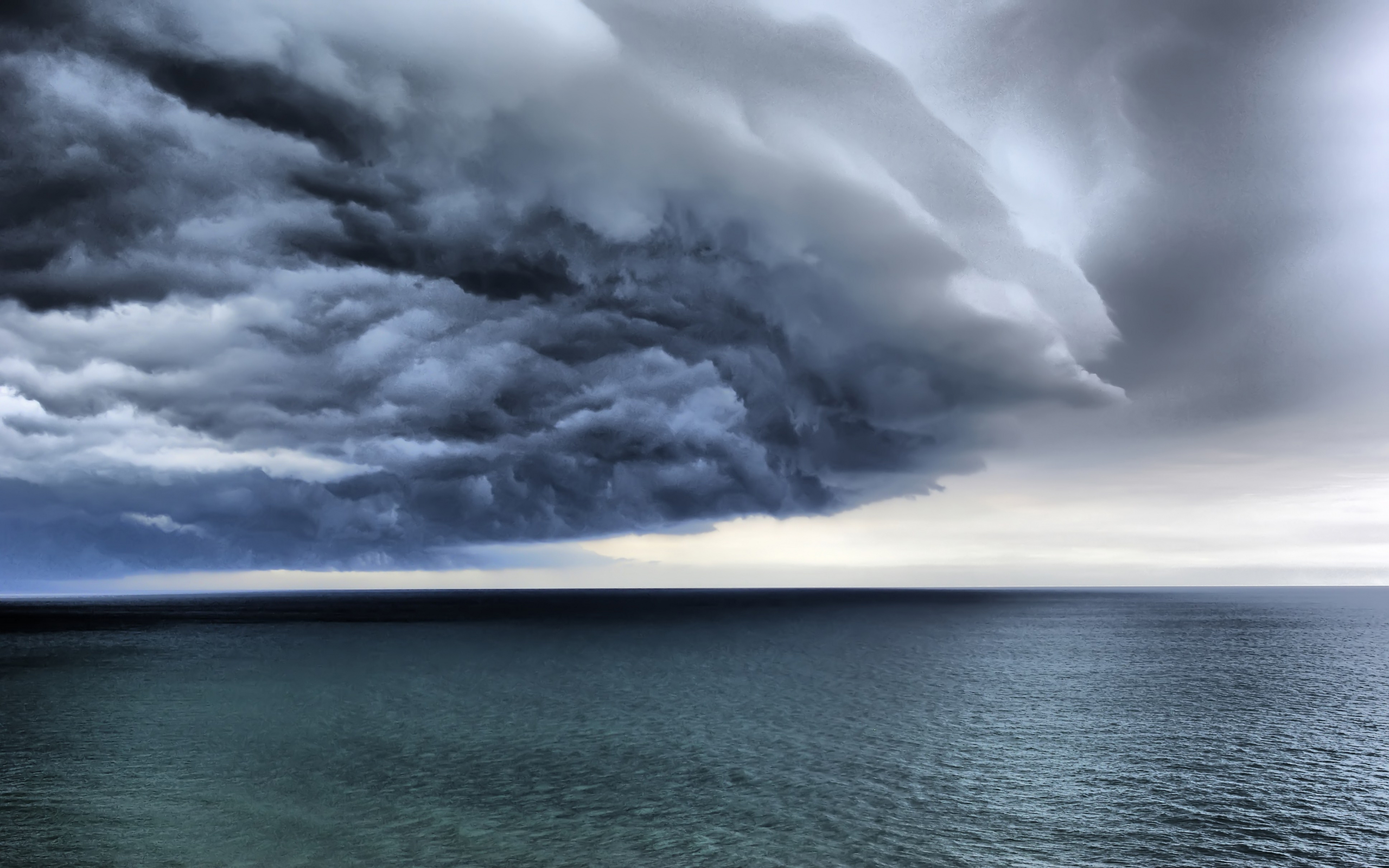 Majestic Ocean Clouds HD Wallpaper: Nature’s Stormy Symphony by Quique C V
