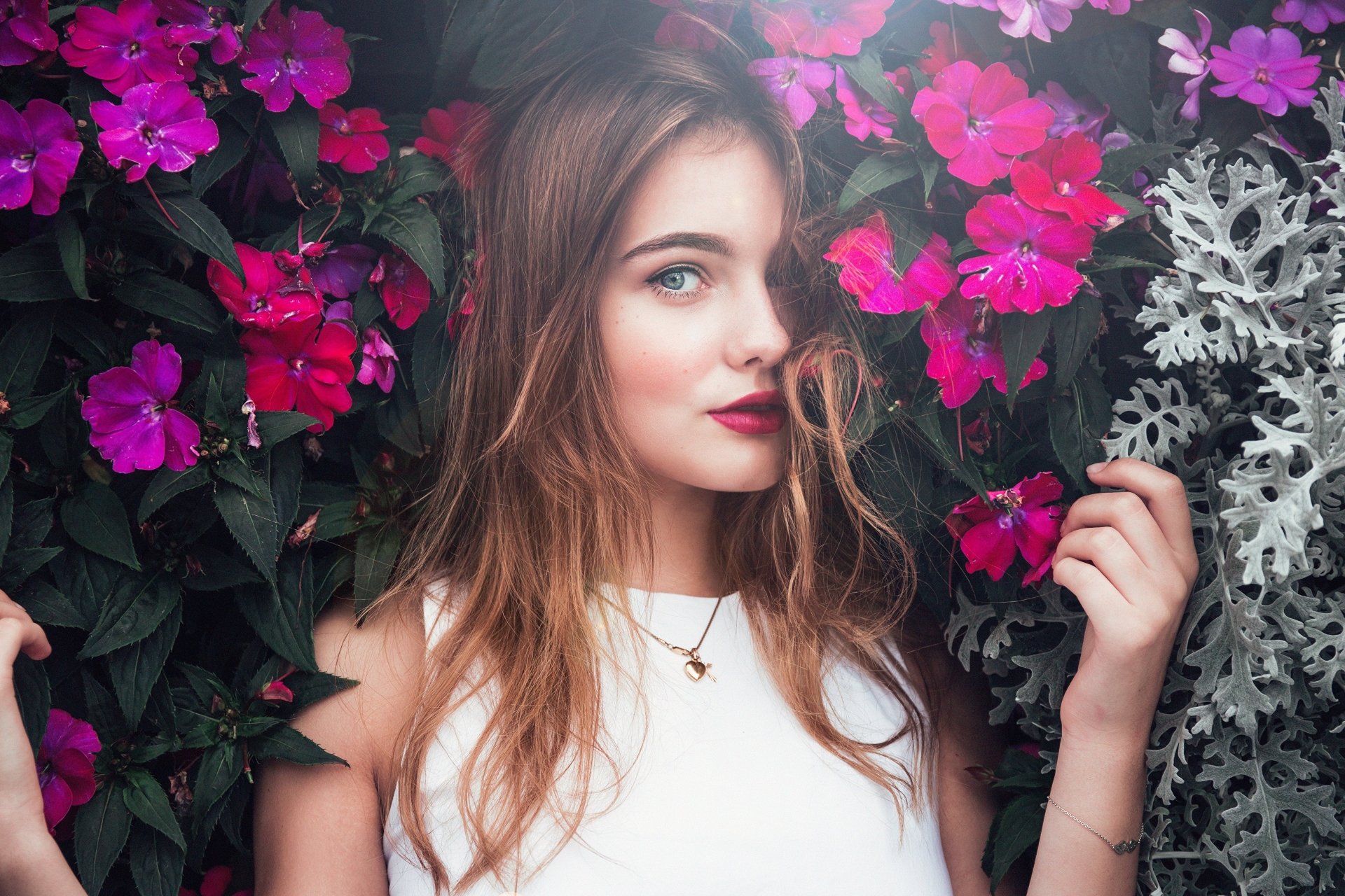 Download Flower Blue Eyes Redhead Lipstick Woman Model 4k Ultra HD ...