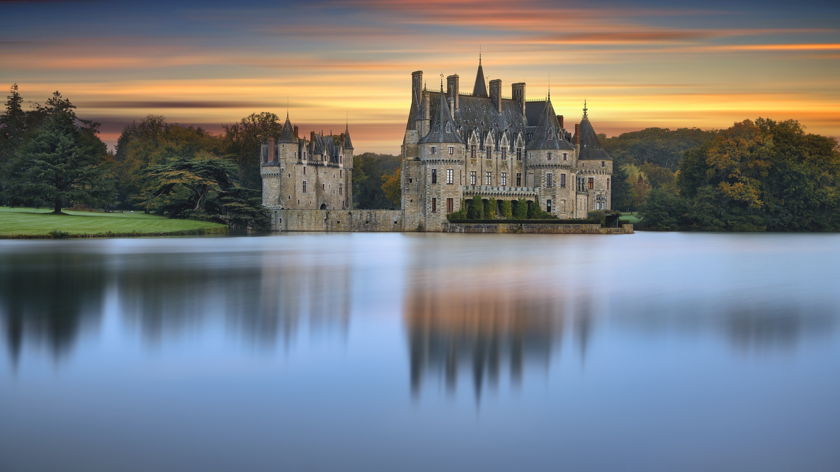 Download Château De La Bretesche France Reflection Water Man Made ...