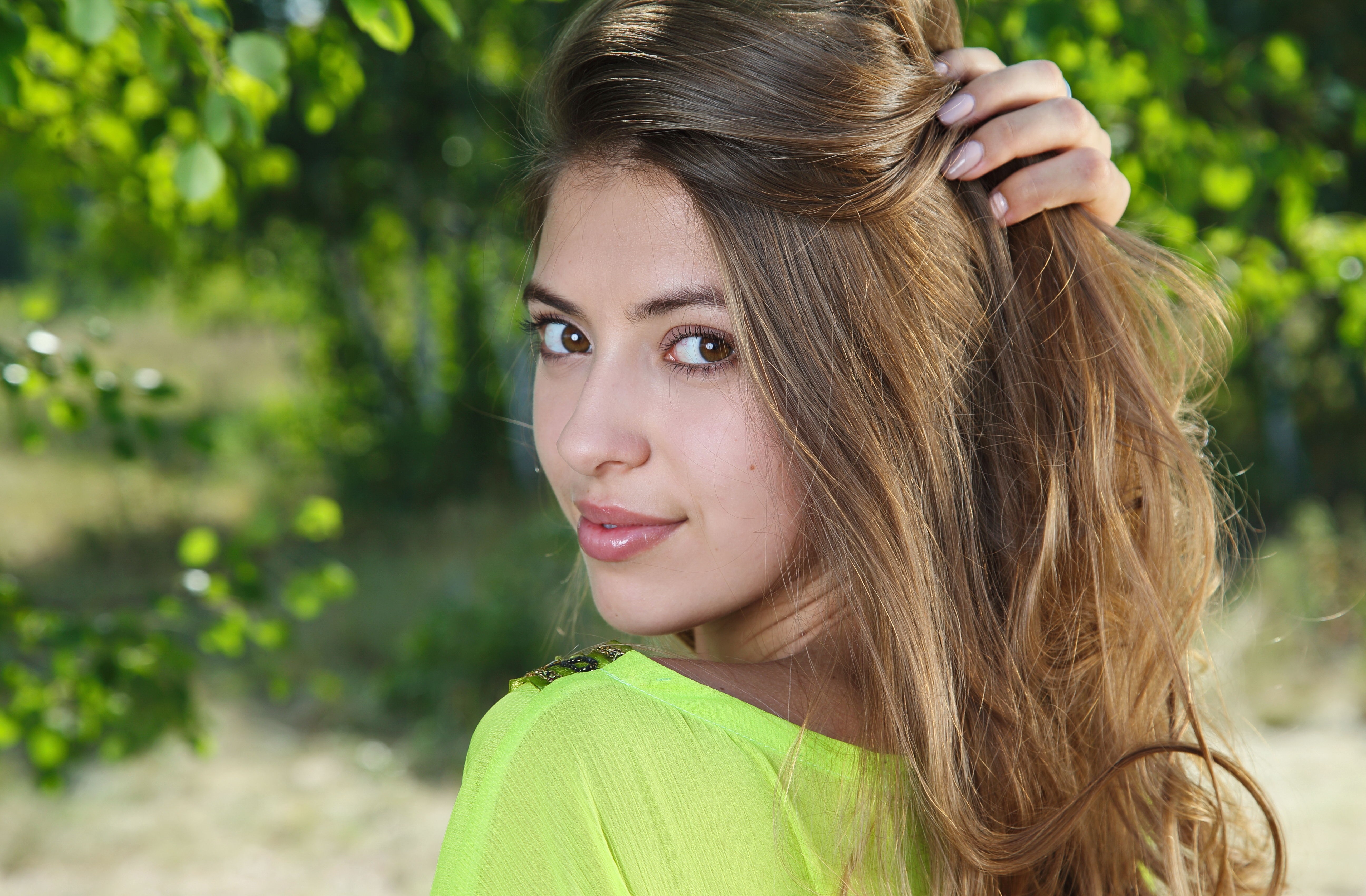 Download Face Brown Eyes Brunette Depth Of Field Woman Model 4k Ultra ...
