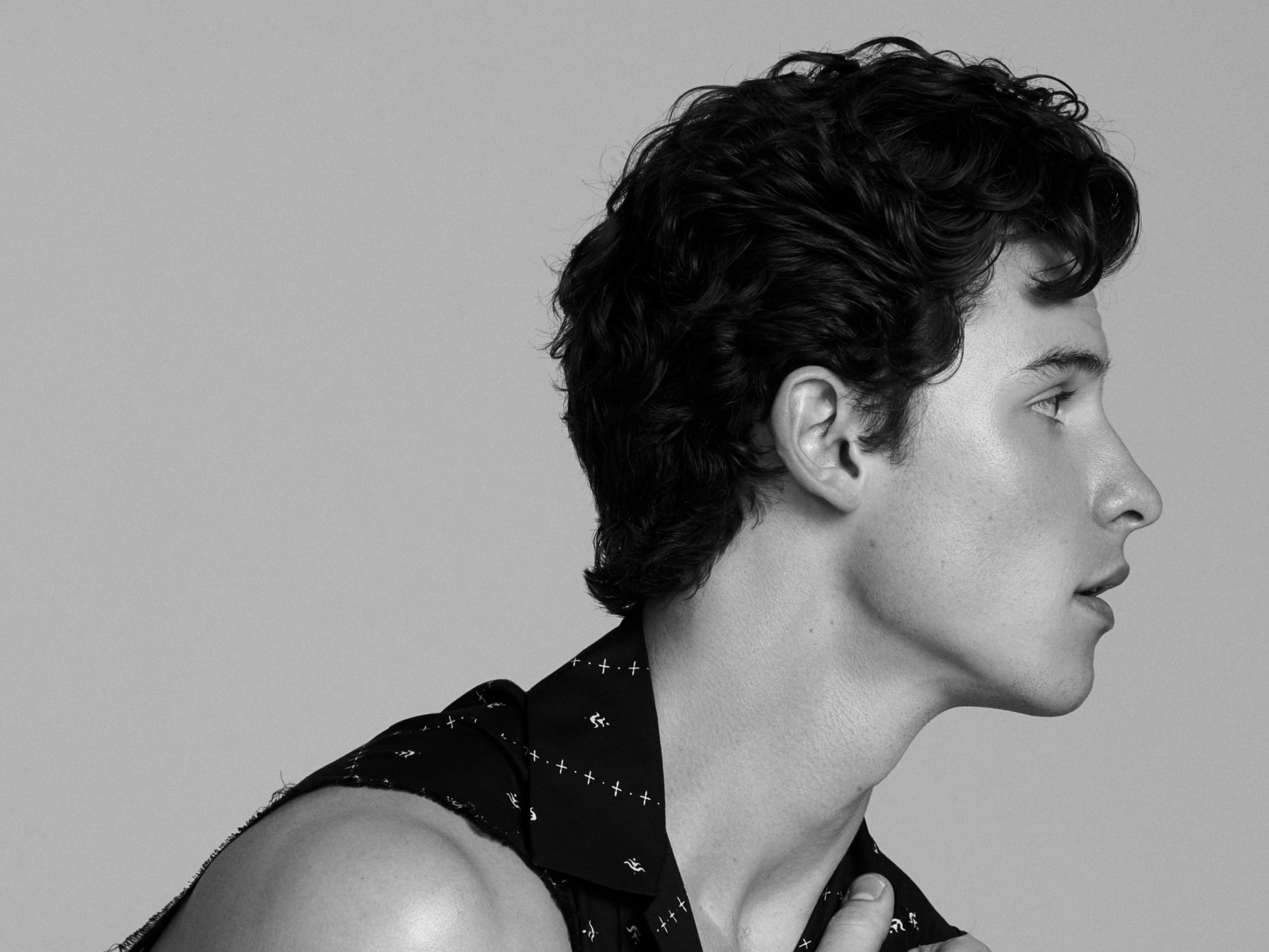 Download Black & White Canadian Singer Music Shawn Mendes HD Wallpaper