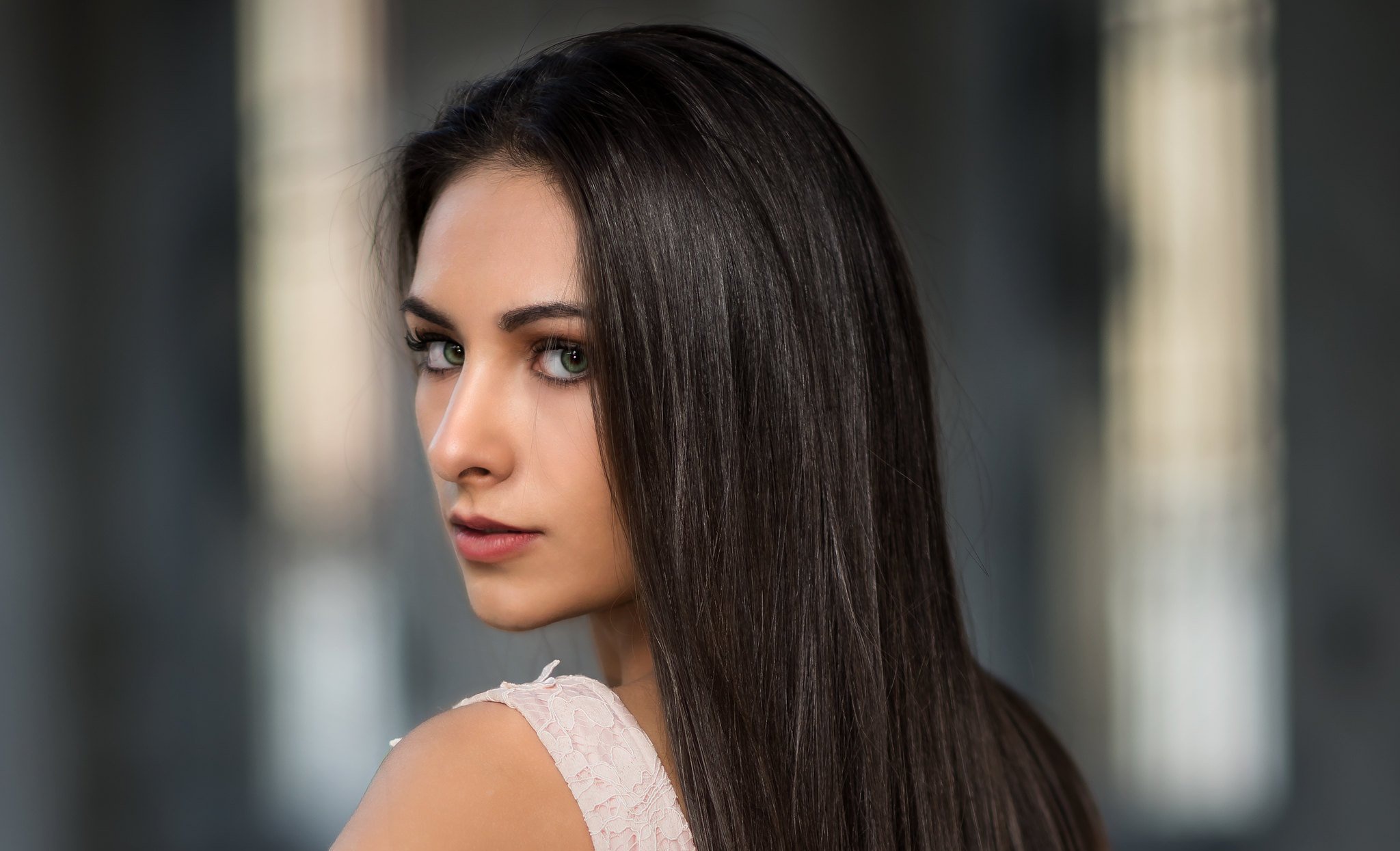 Download Depth Of Field Green Eyes Black Hair Face Woman Model Hd Wallpaper
