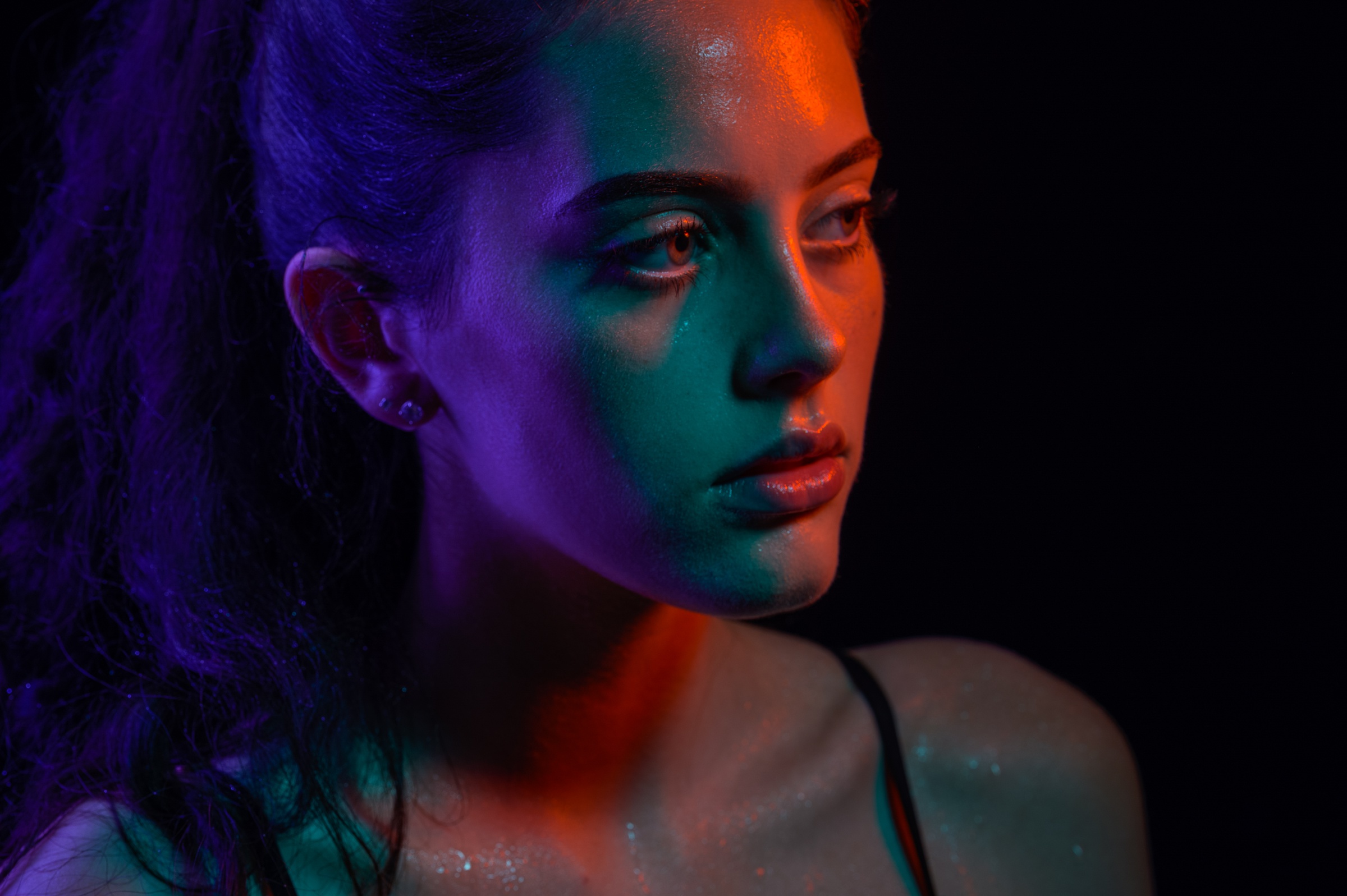 Download Woman Face HD Wallpaper