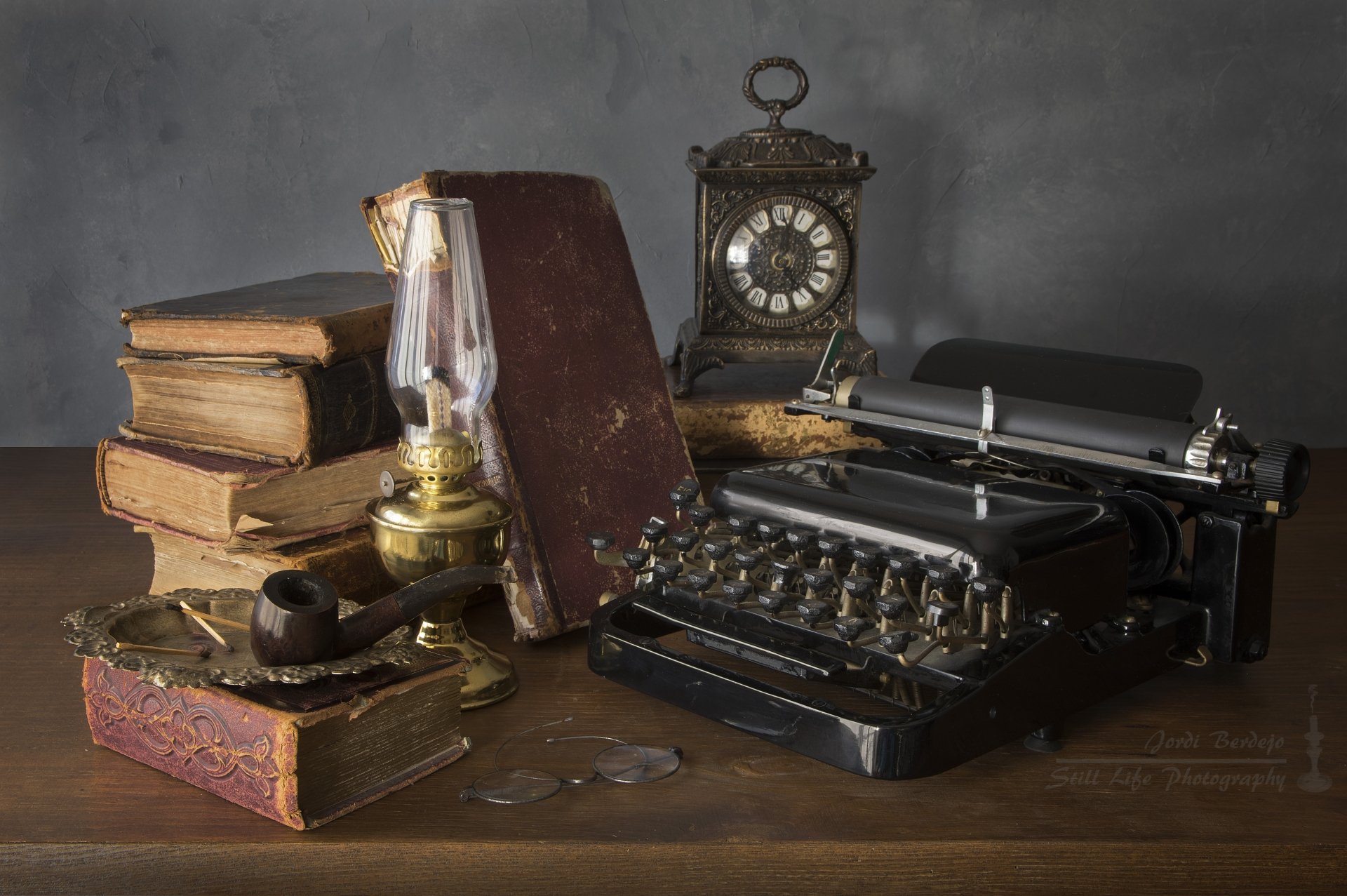 Download Typewriter Photography Still Life 4k Ultra HD Wallpaper
