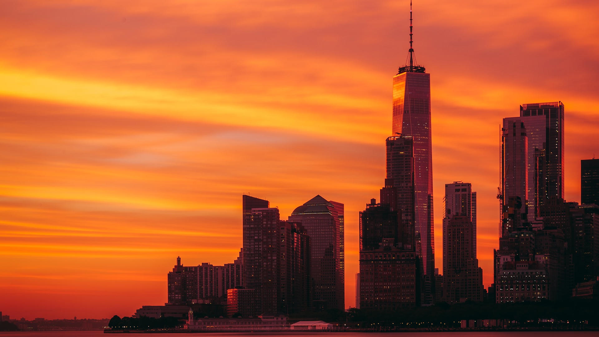 Wallpaper Sunrise In The