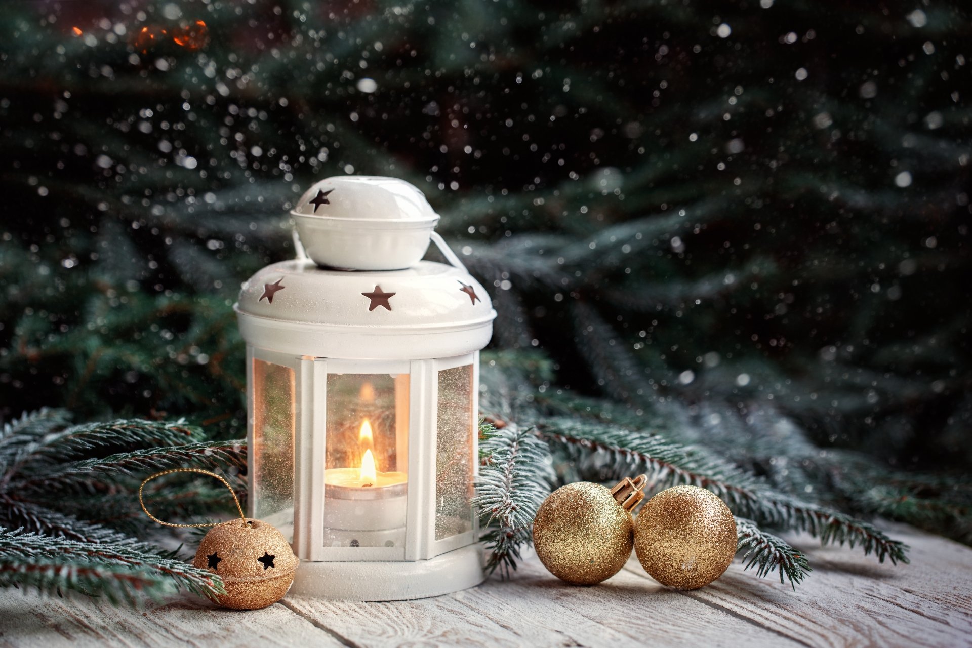 Download Christmas Man Made Lantern 4k Ultra HD Wallpaper | 5400x3600 ...