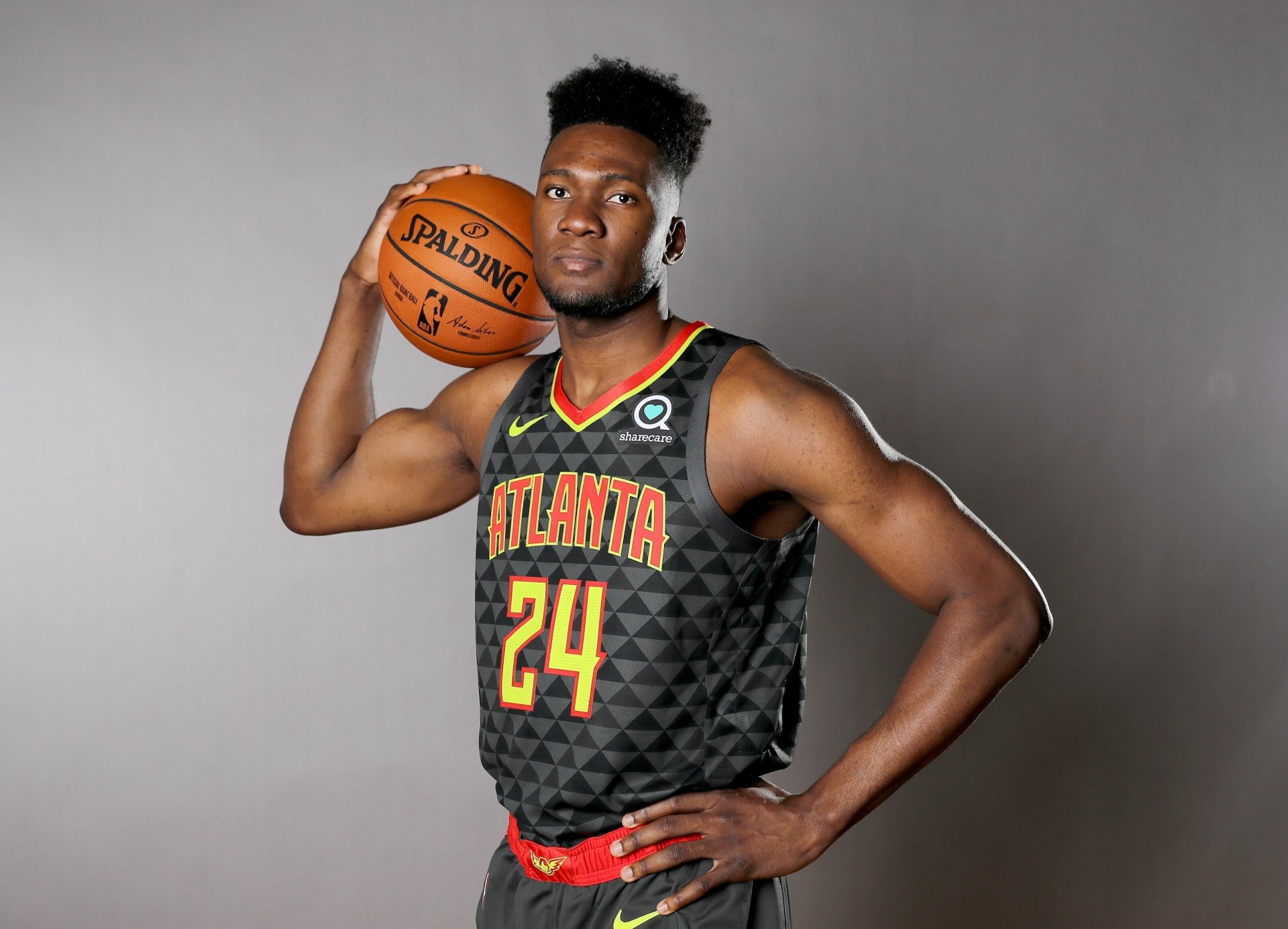 Bruno Fernando Atlanta Basketball HD Wallpaper