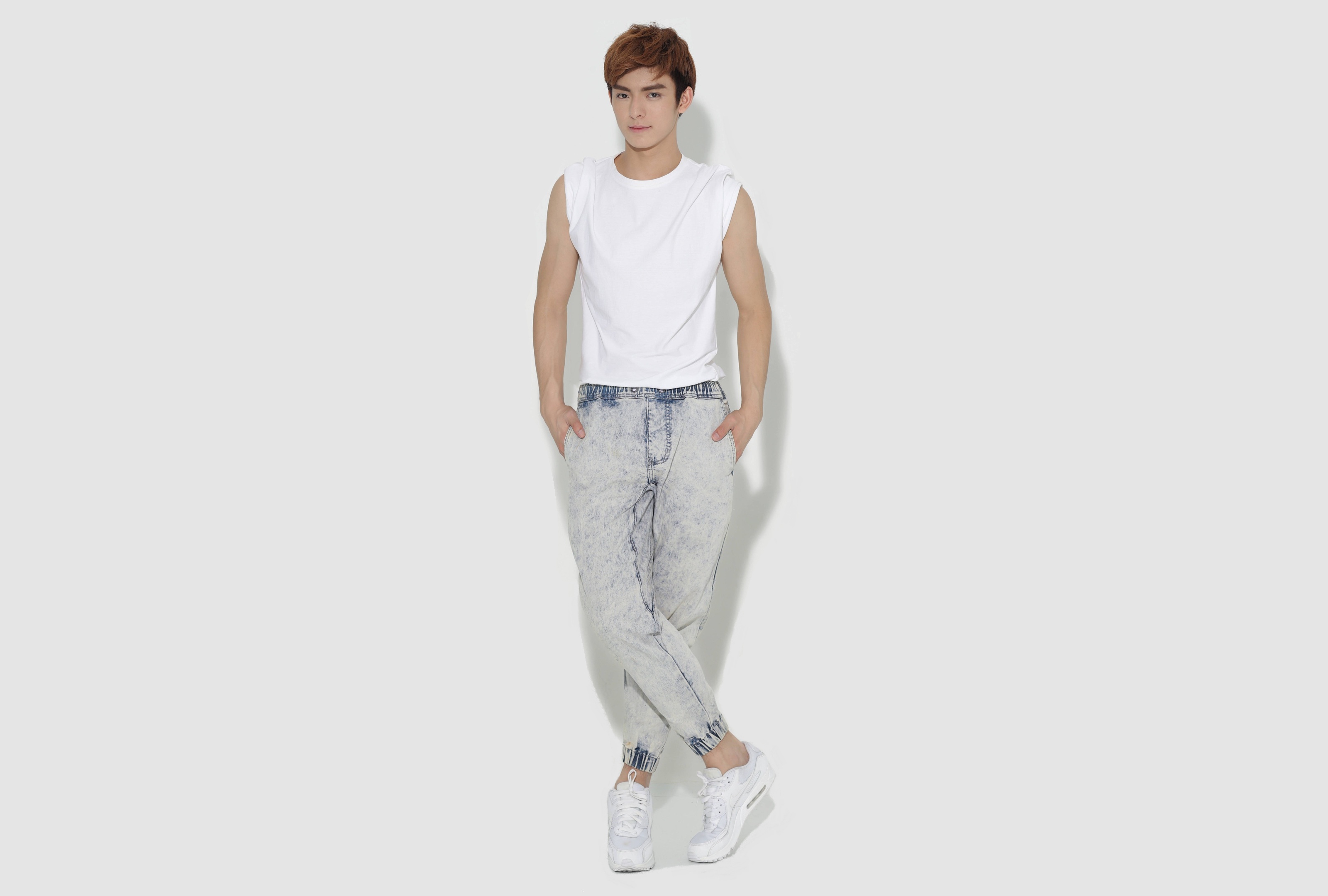 Download Celebrity Wang Hao Xuan HD Wallpaper