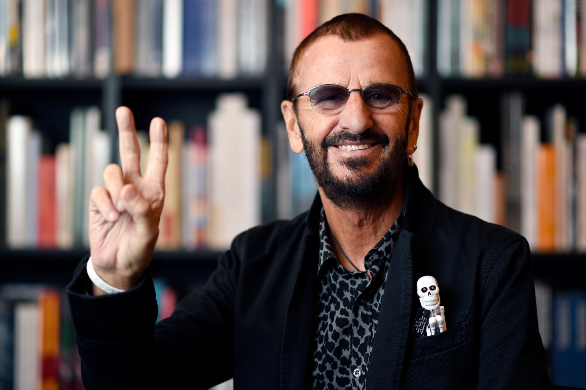Ringo Starr Peace Sign HD Wallpaper