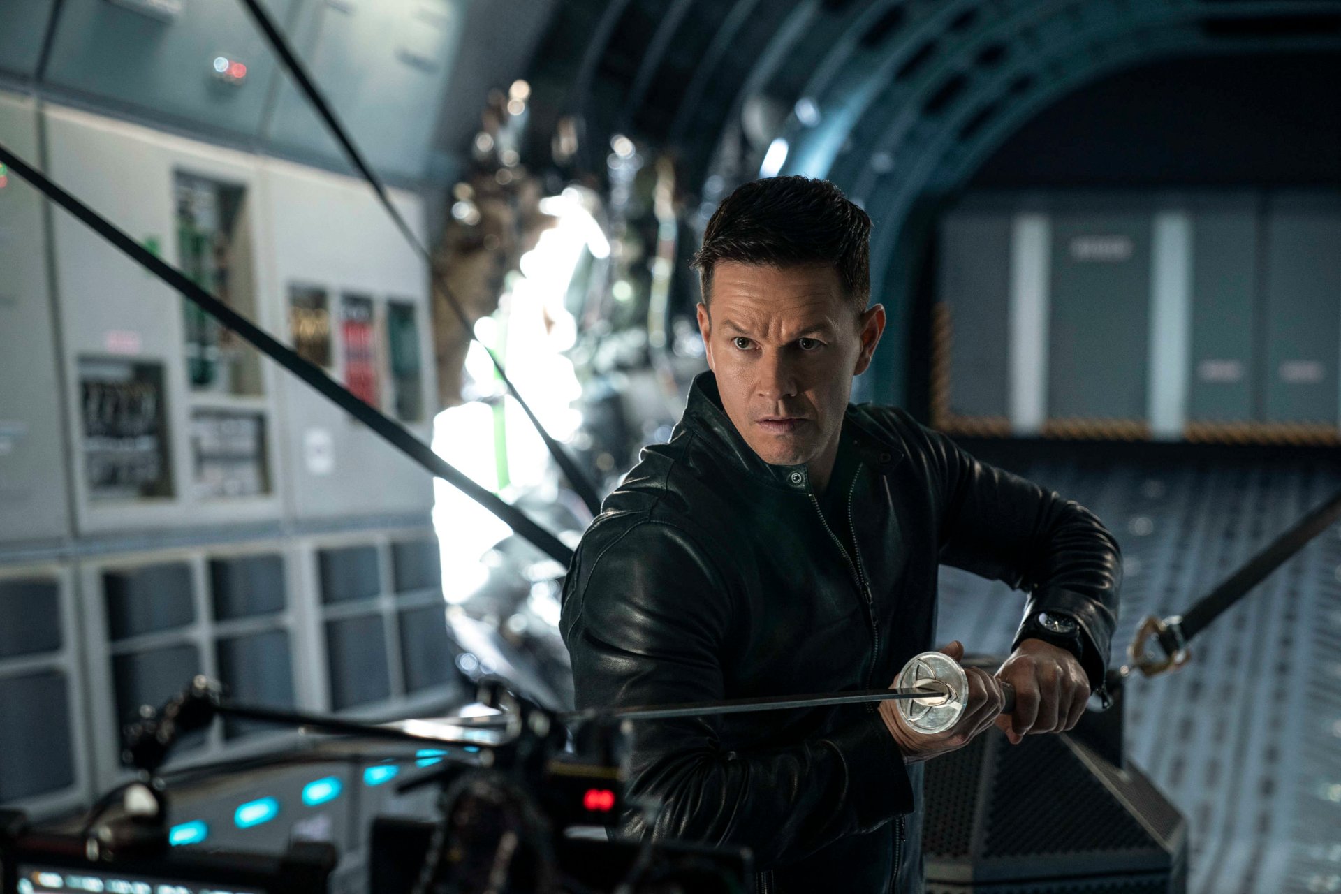 Download Evan McCauley Mark Wahlberg Movie Infinite HD Wallpaper