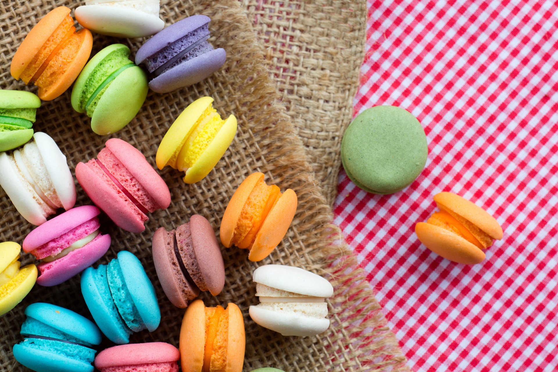 Download Food Macaron 4k Ultra HD Wallpaper