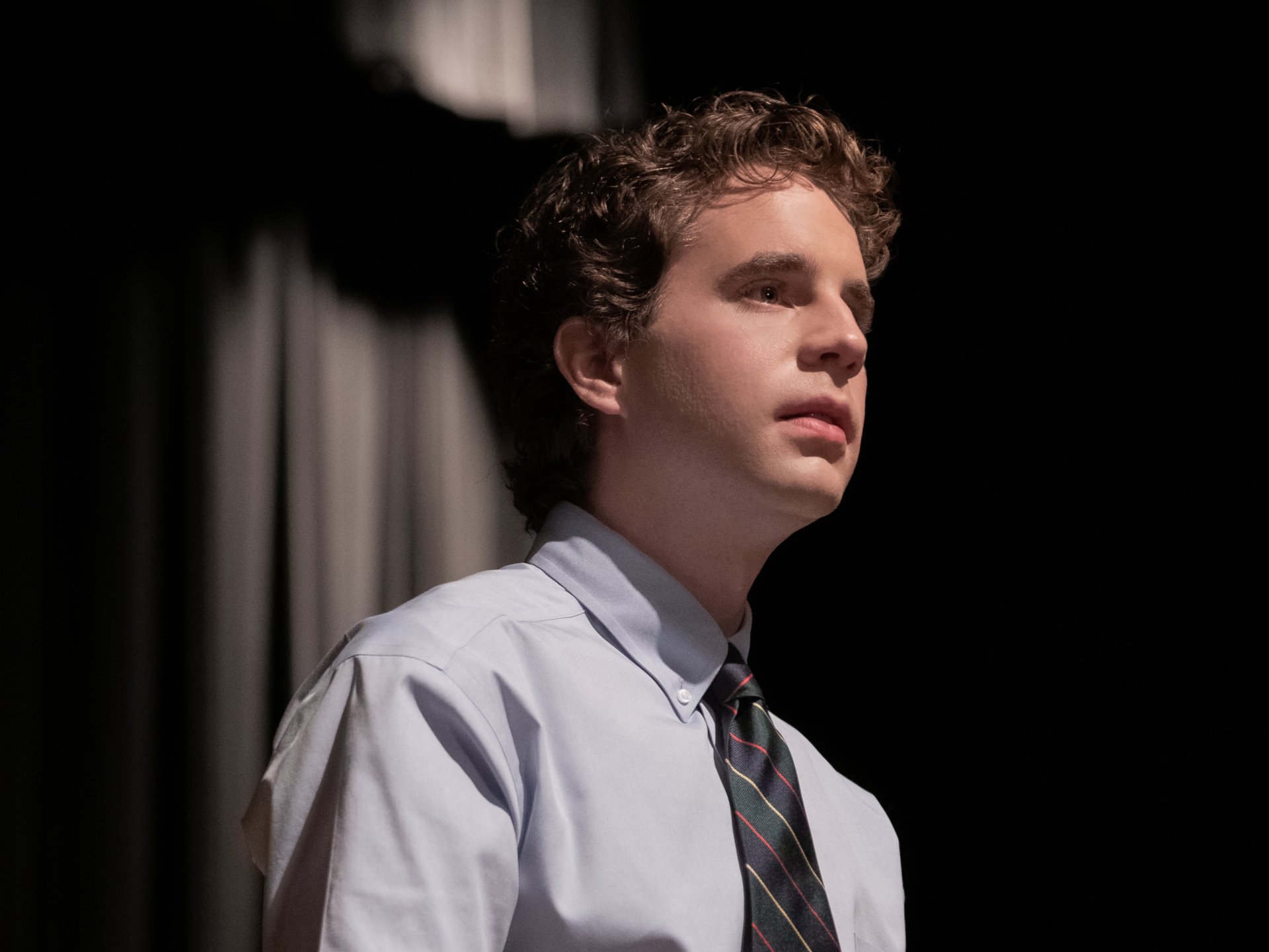 Download Ben Platt Movie Dear Evan Hansen HD Wallpaper