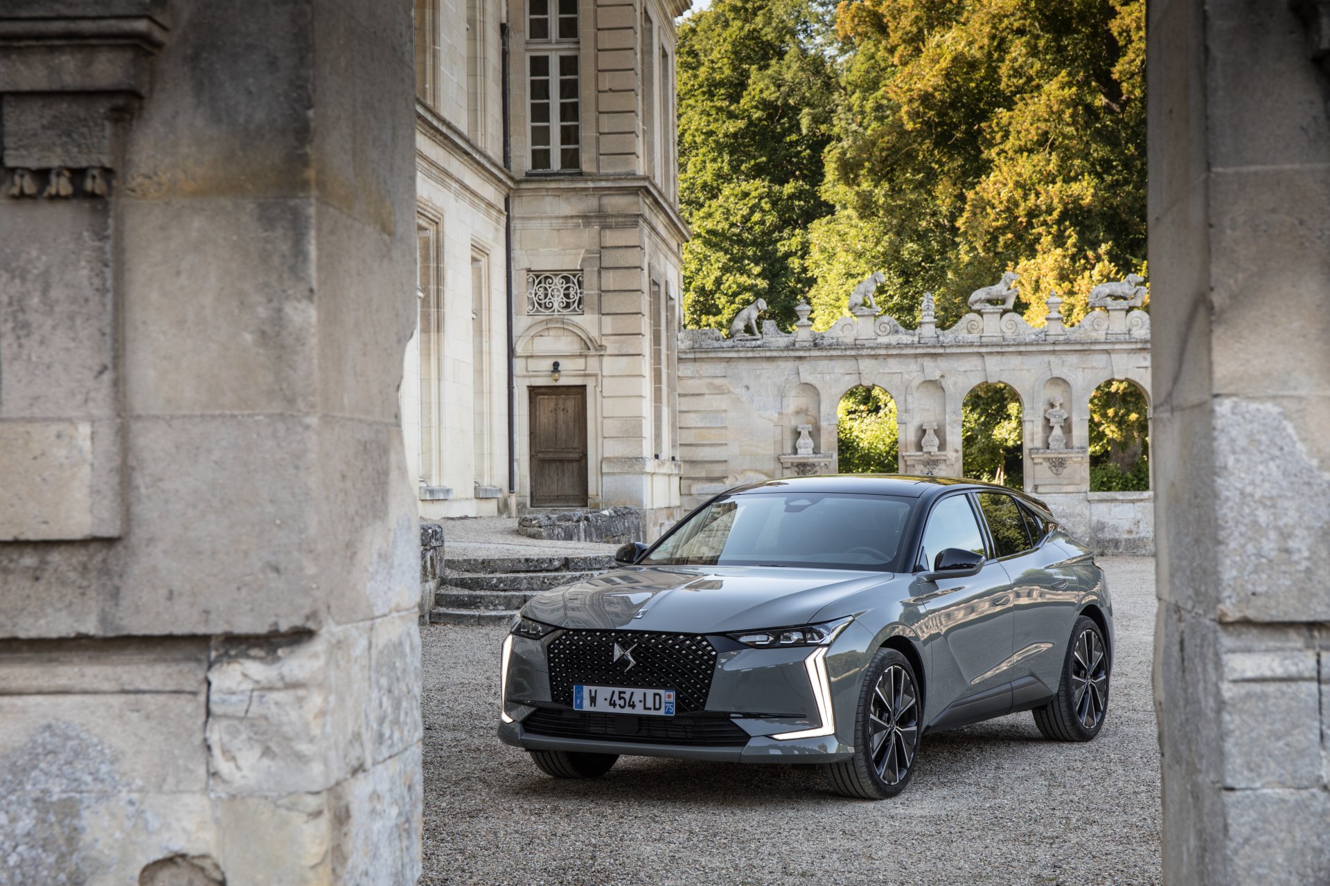 Download Electric Car DS 4 Performance Line Vehicle DS 4 4k Ultra HD ...