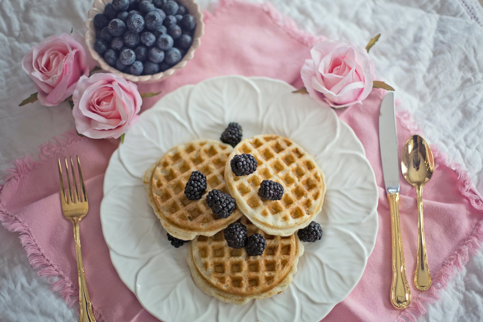 Download Breakfast Food Waffle 4k Ultra HD Wallpaper
