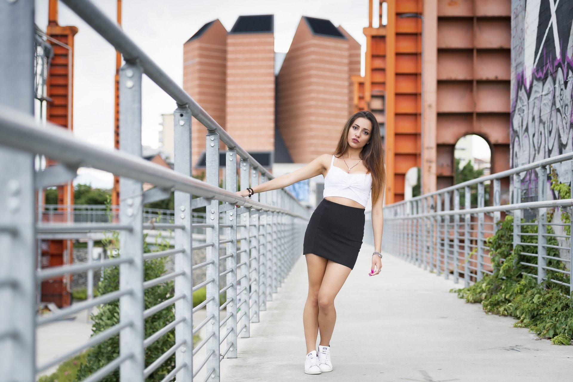 Download Depth Of Field Skirt Woman Model HD Wallpaper