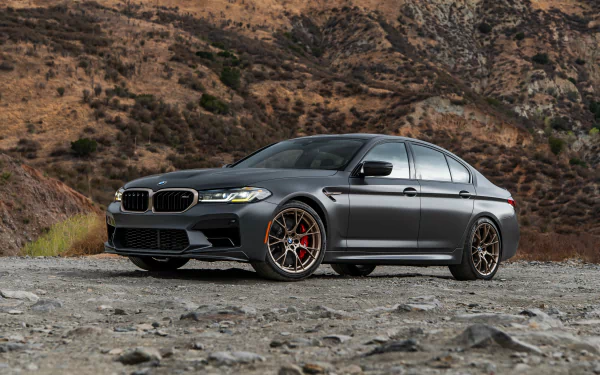 BMW M5 CS in 4K Ultra HD – Dynamic Power Unleashed