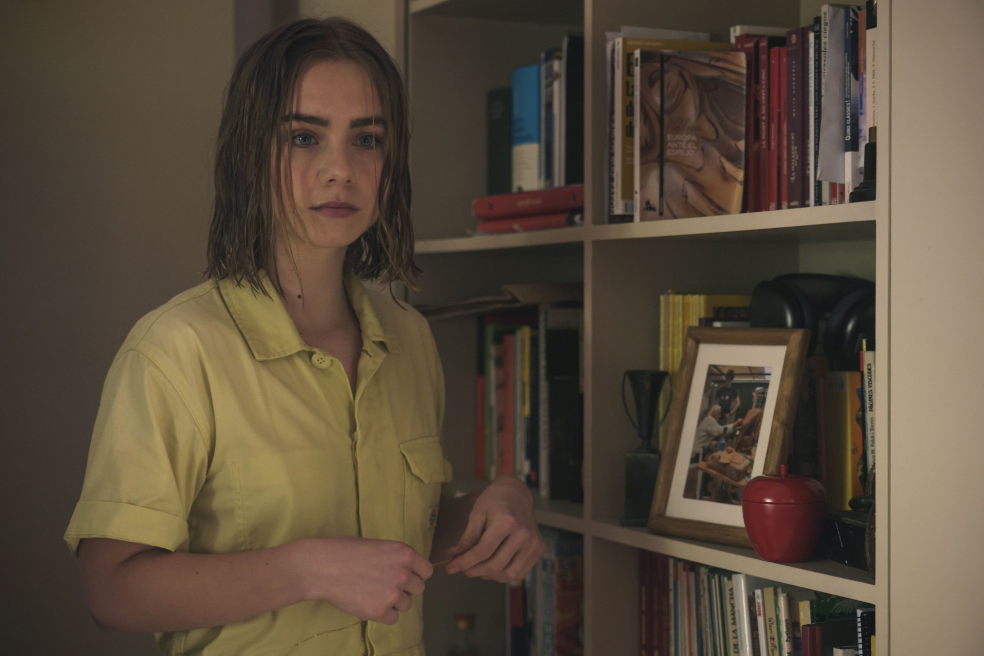 Download Clara Galle Movie Through My Window HD Wallpaper