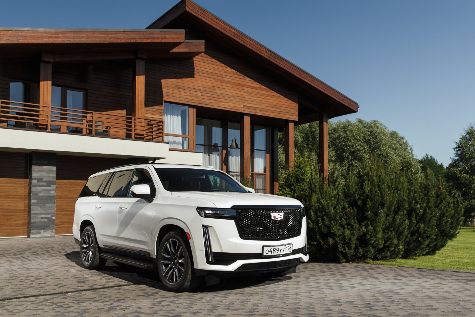 Download SUV Vehicle Cadillac Escalade 600 4k Ultra HD Wallpaper