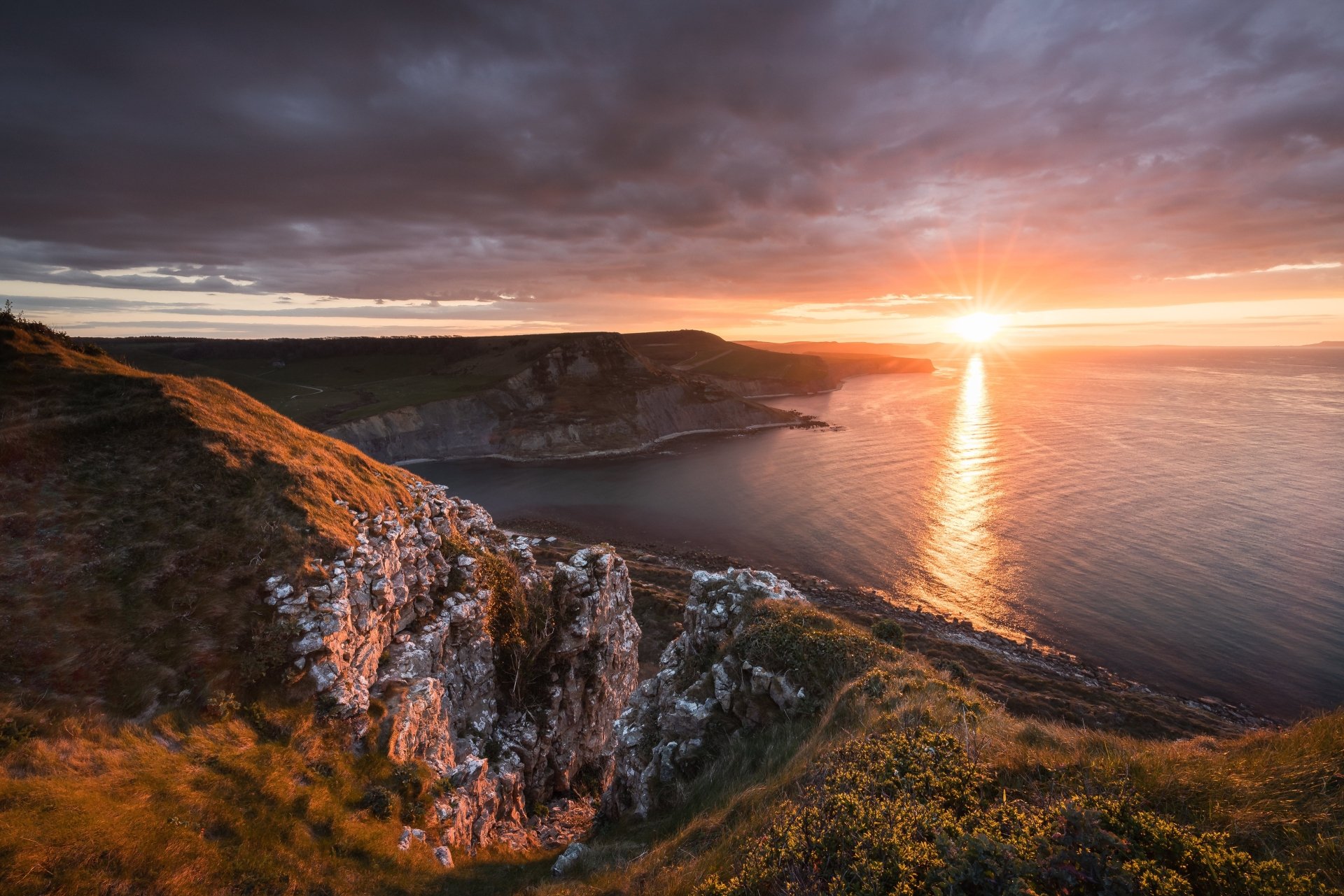 4K Coastal Sunset — Nature's Golden Horizon | 3840x2561 | Wallpaper Abyss