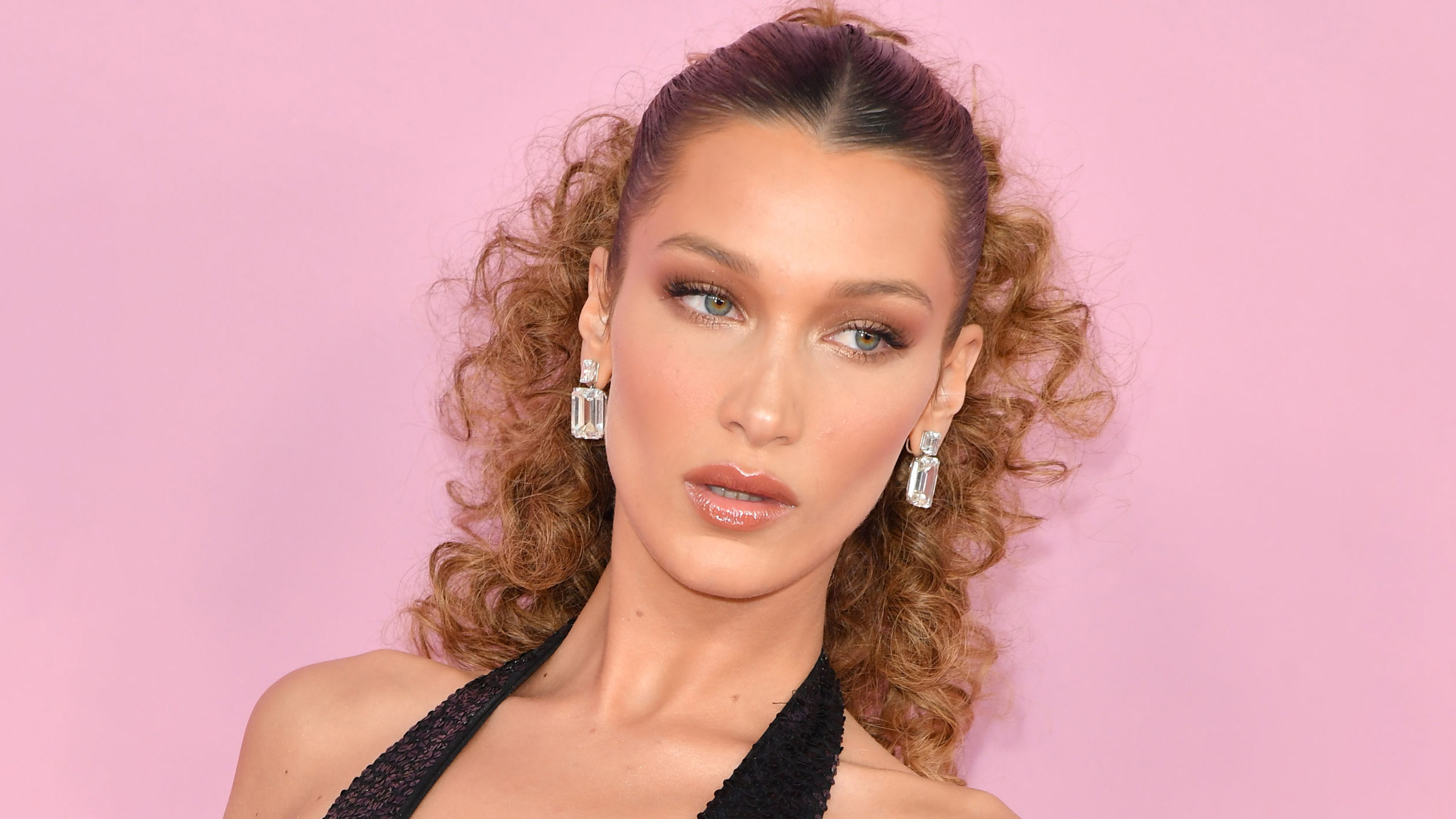 Download Blue Eyes Brunette American Model Celebrity Bella Hadid HD ...