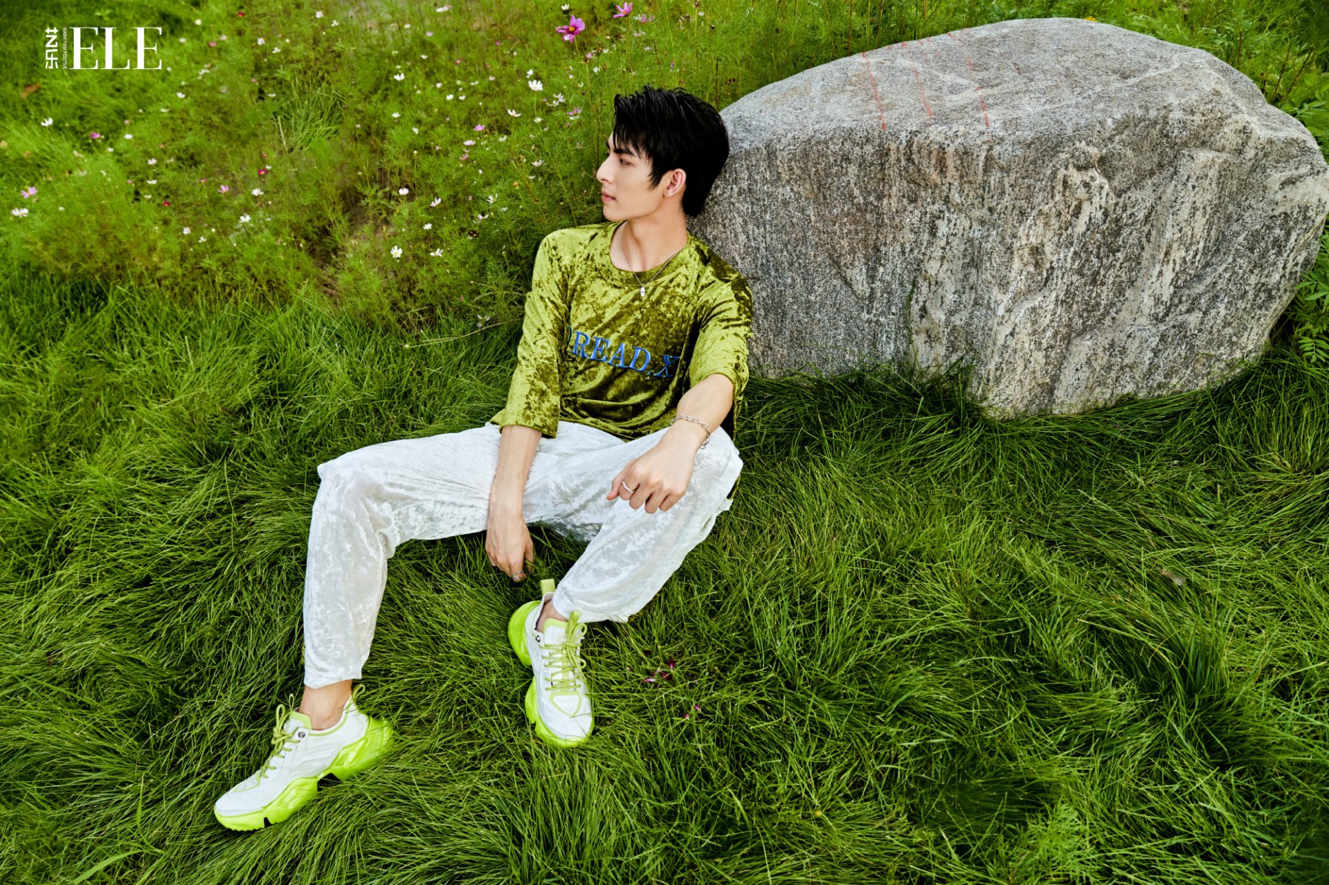 Download Celebrity Wang Hao Xuan HD Wallpaper