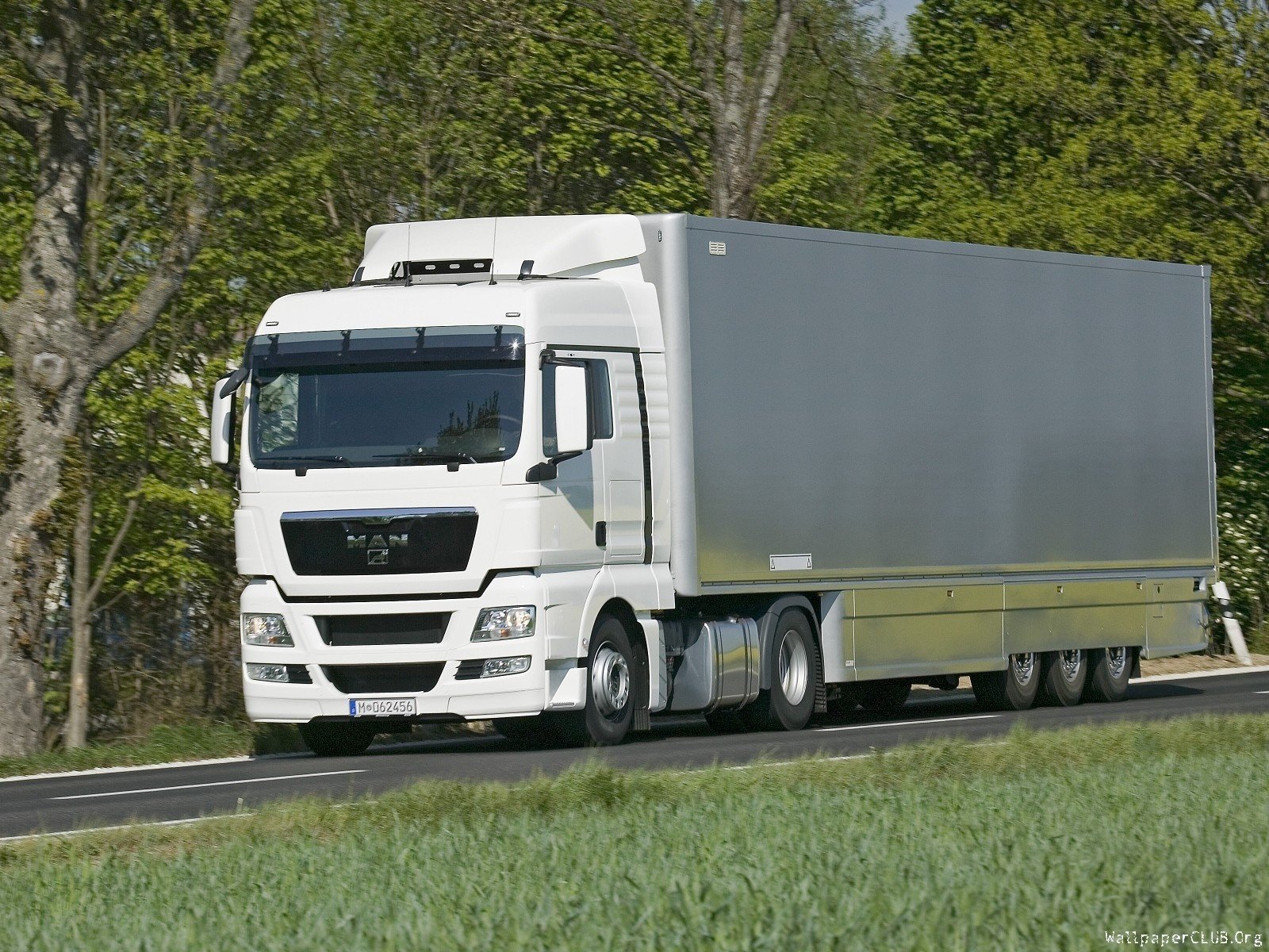 Download Vehicle Man Wallpaper