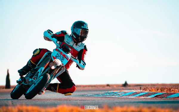 [440+] Motorcycle 4k Wallpapers