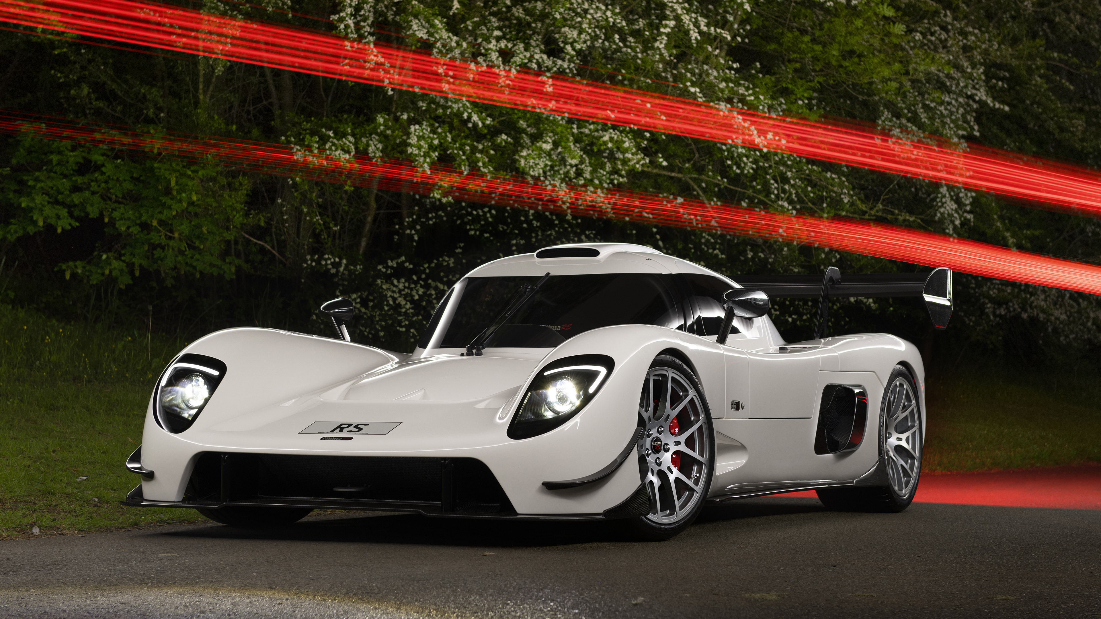 Download Ultima RS in 4K HD - Drive the Dream!