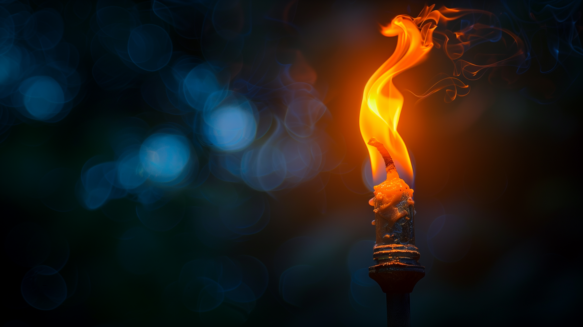 Fiery Torch Close-Up - HD Wallpaper by patrika