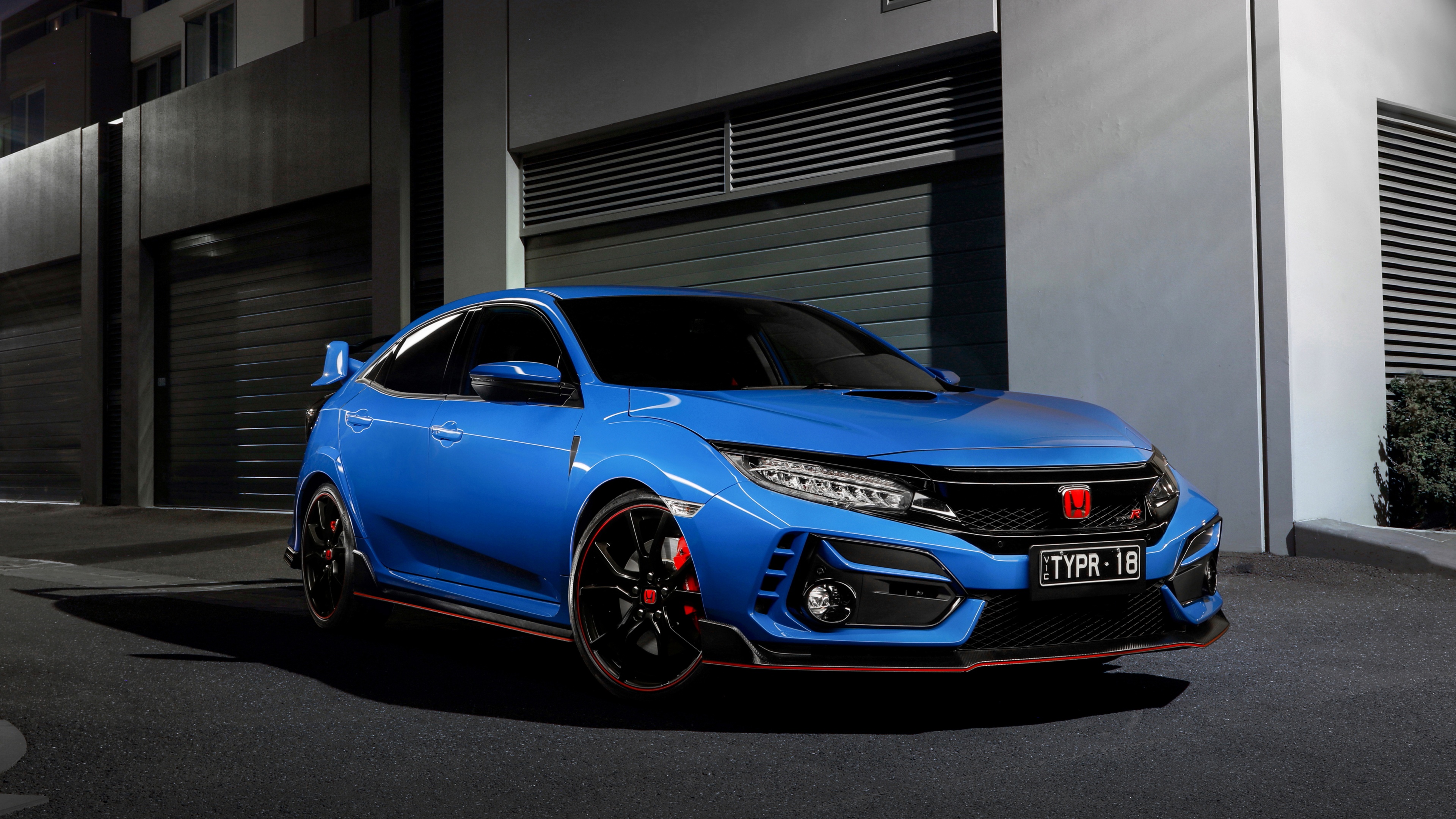 Download Honda Civic Type R 4k Ultra HD Wallpaper