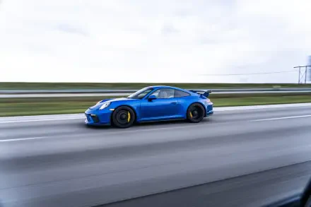 Porsche GT3 RS - Desktop Wallpapers, Phone Wallpaper, PFP, Gifs, and More!
