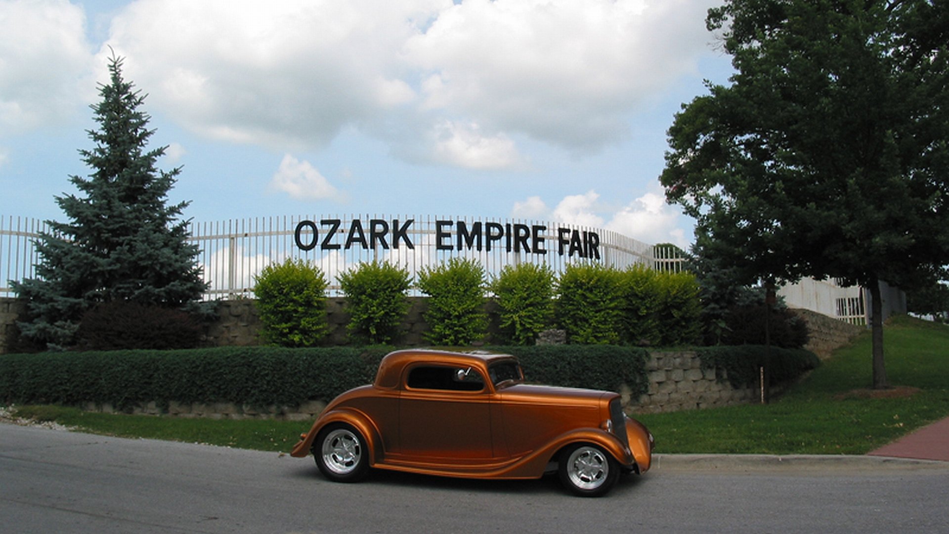 Download Vehicle Chevrolet HD Wallpaper