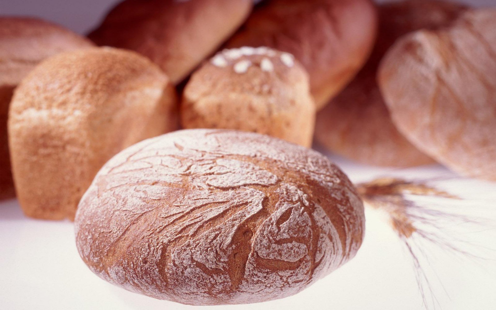 Artisan Bread Delight: HD Food Wallpaper Showcase