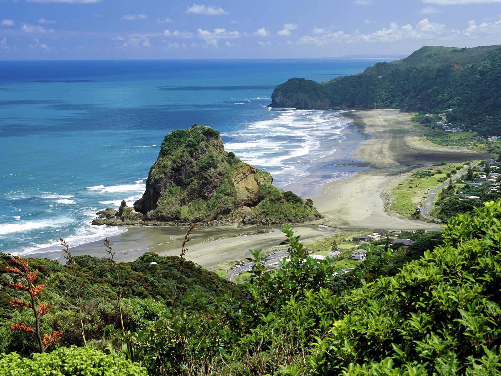 Majestic Seascape: HD Nature’s Coastal Beauty | 1600x1200 | Wallpaper Abyss