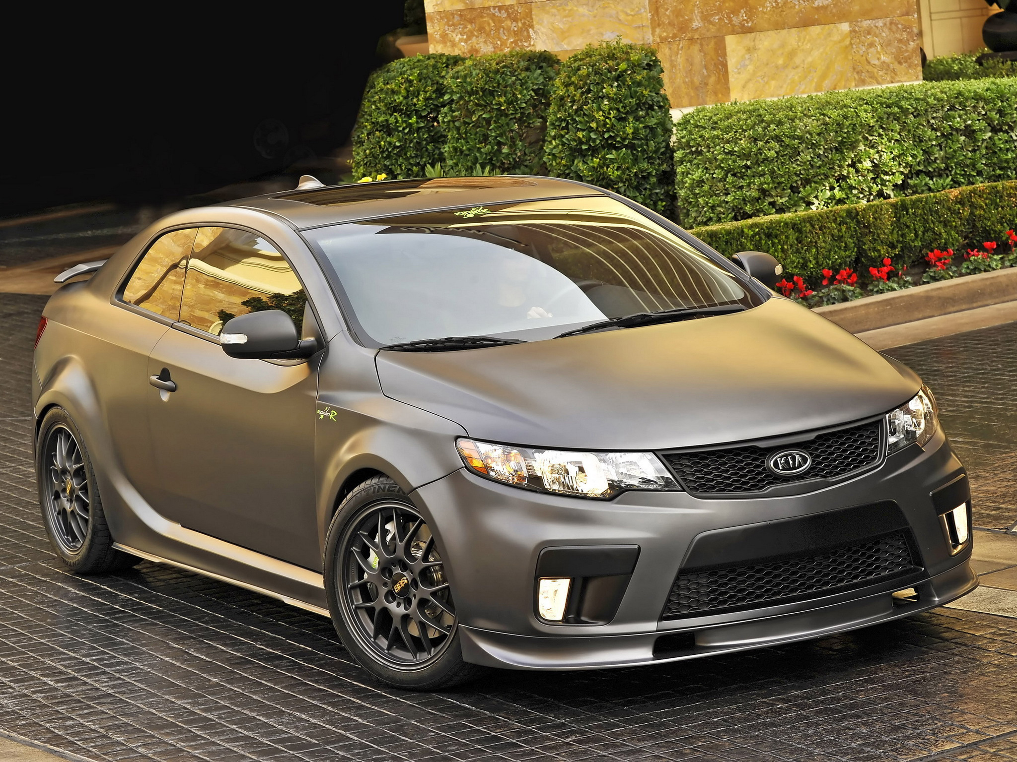 Download Vehicle Kia HD Wallpaper