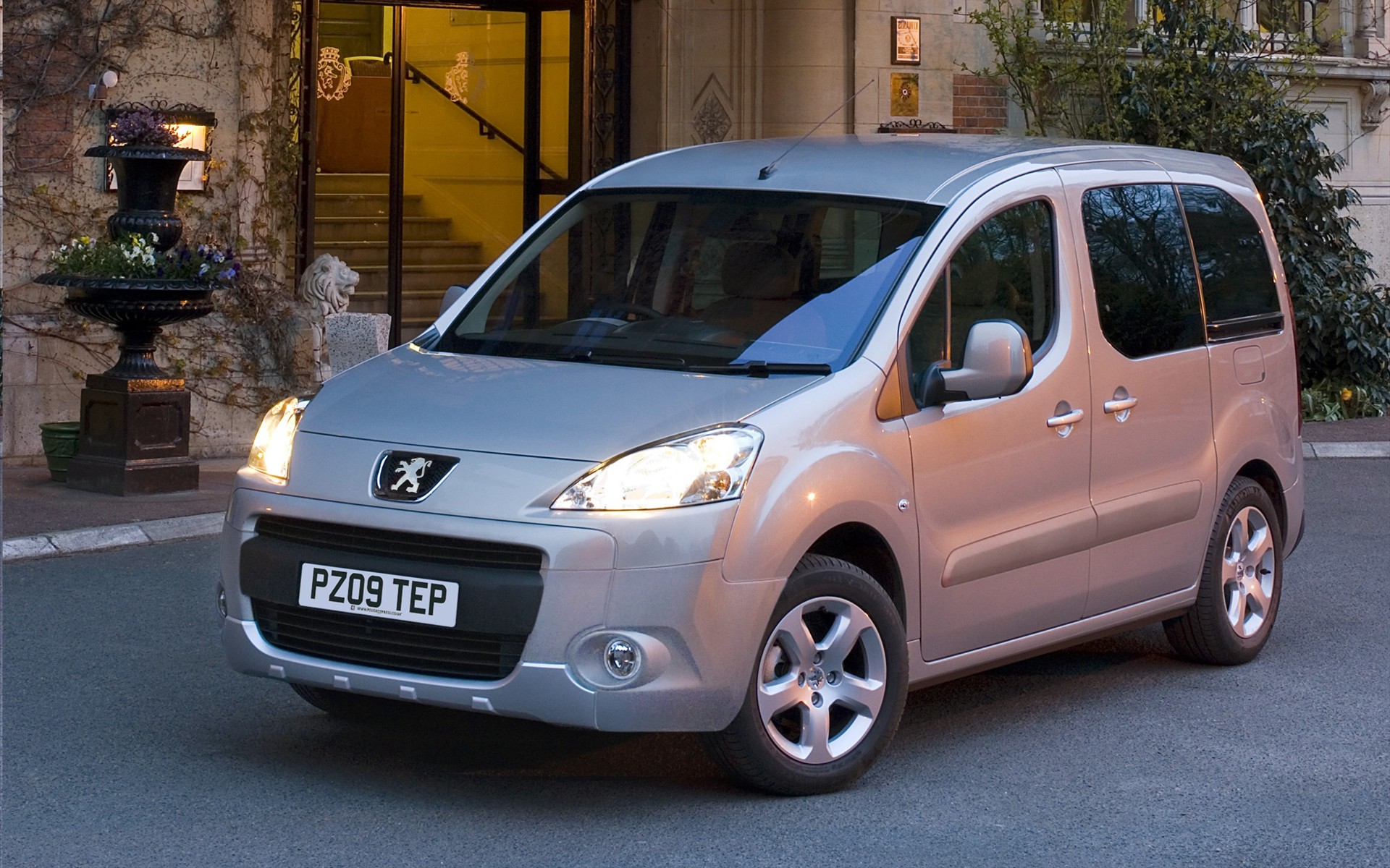 Vehicles Peugeot HD Wallpaper