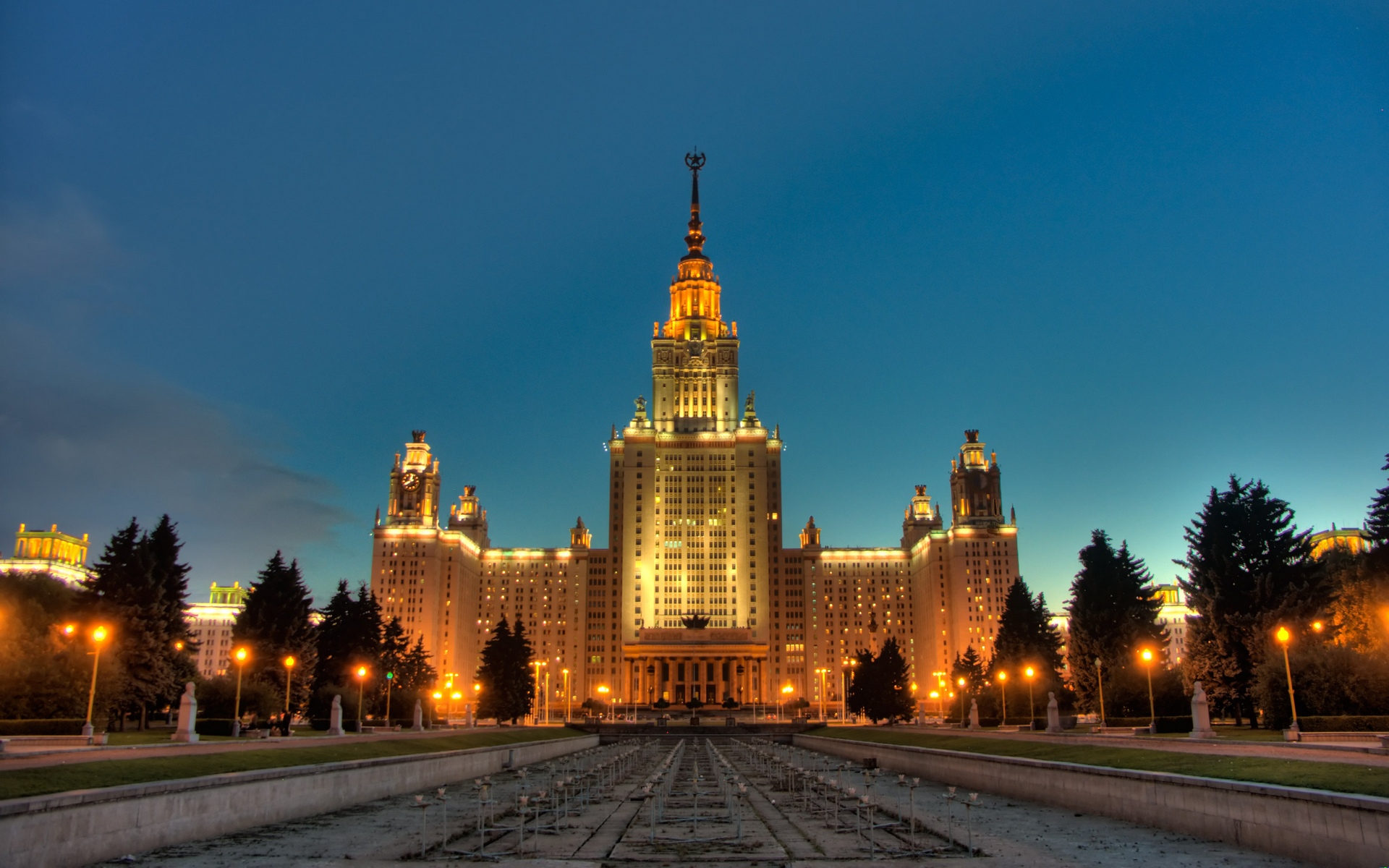 Download Man Made Building HD Wallpaper