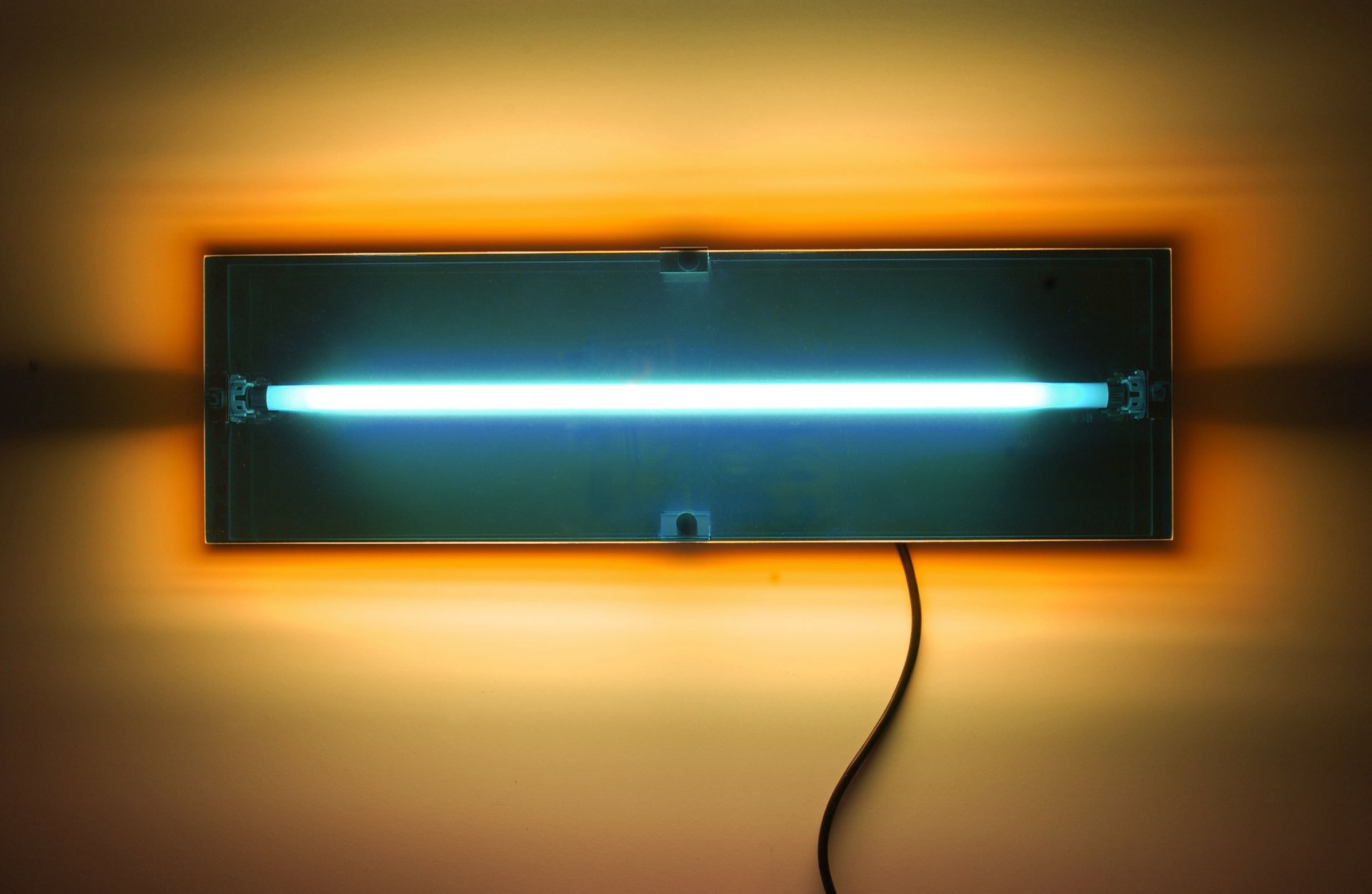 Download Man Made Light Bulb 4k Ultra HD Wallpaper