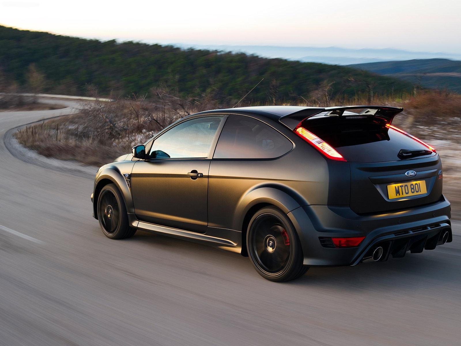 Download Ford Focus RS500 Vehicle Ford Focus RS Wallpaper
