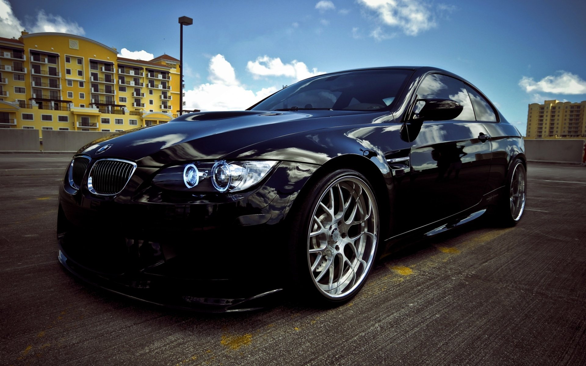 Download Vehicle BMW HD Wallpaper