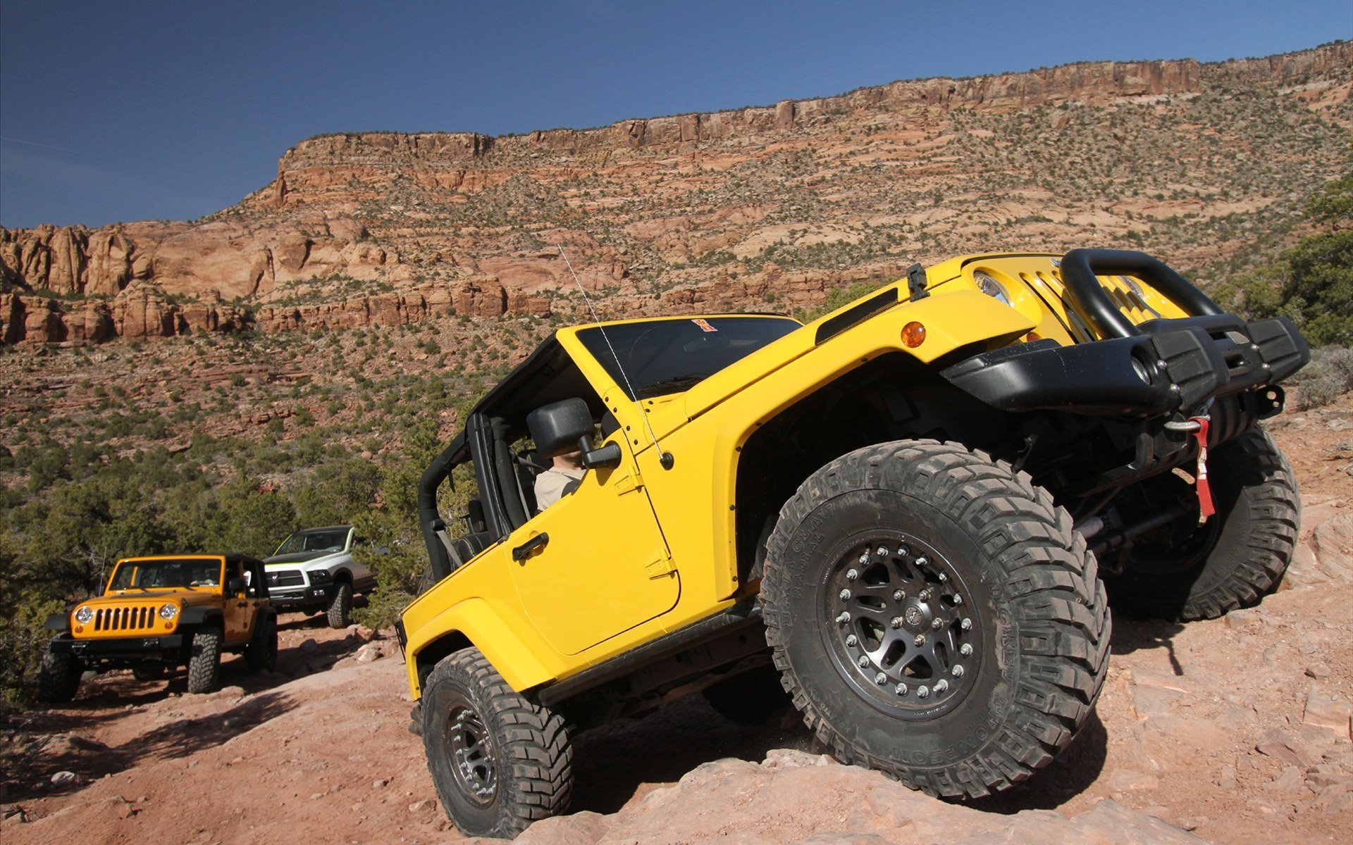 HD Jeep Adventure: Rugged Off-Roaders Conquer the Wild Terrain ...