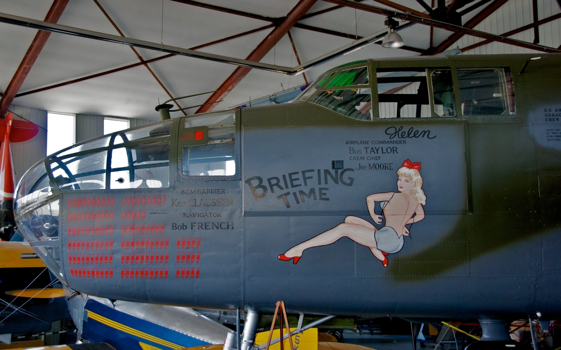 Download Military Aircraft Nose Art HD Wallpaper