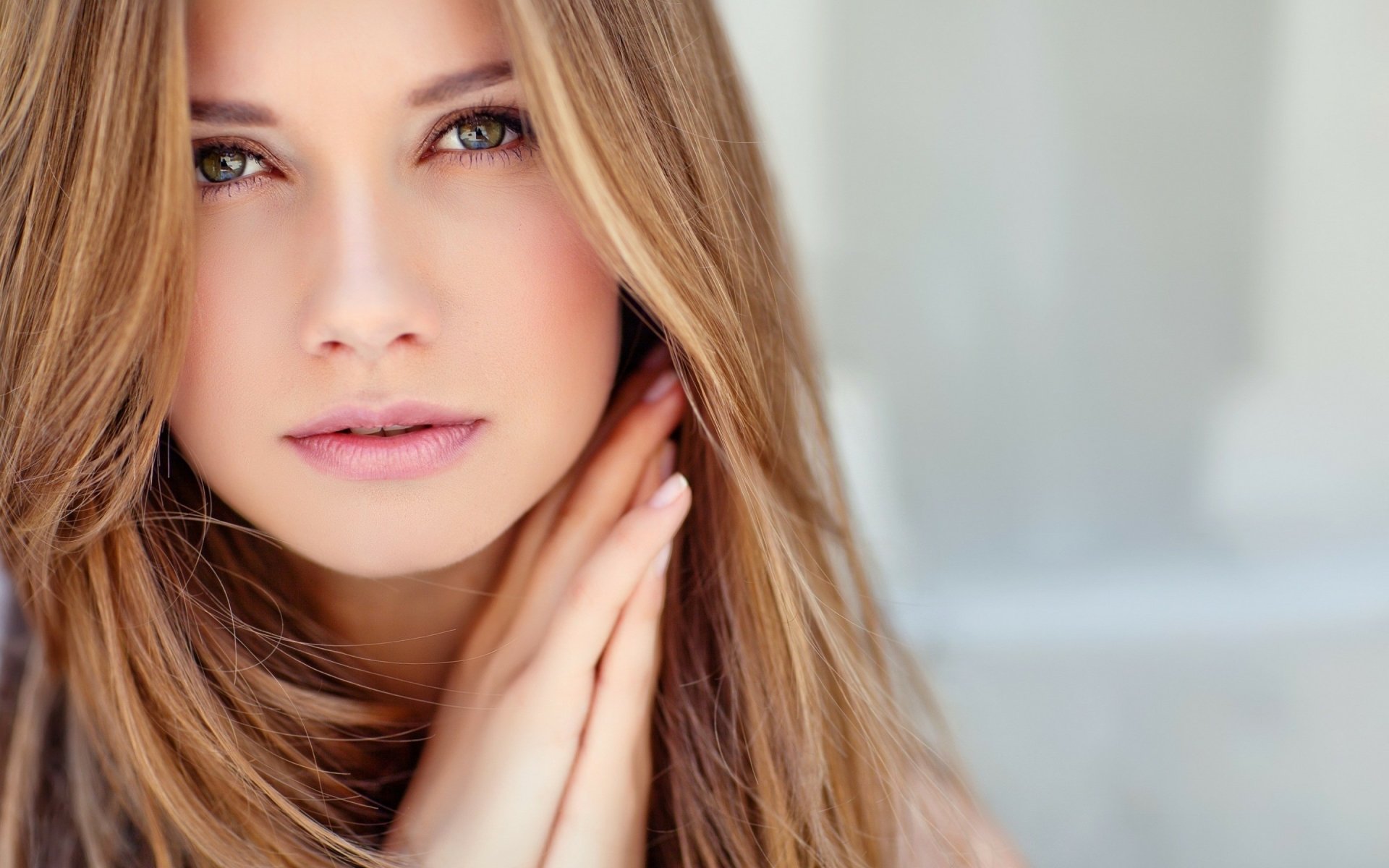 Elegant Model HD Wallpaper