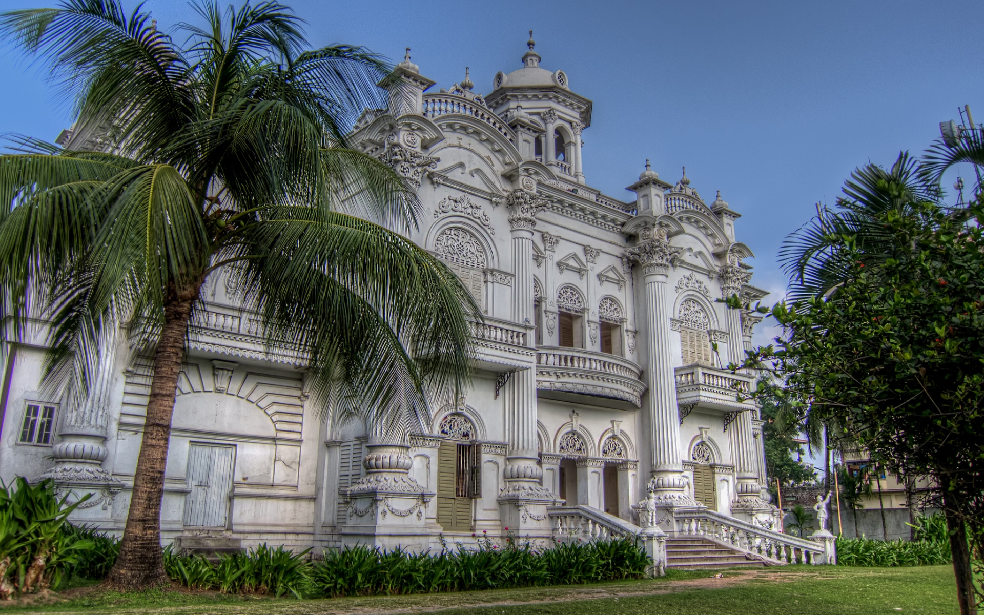 Rose Garden House In Dhaka