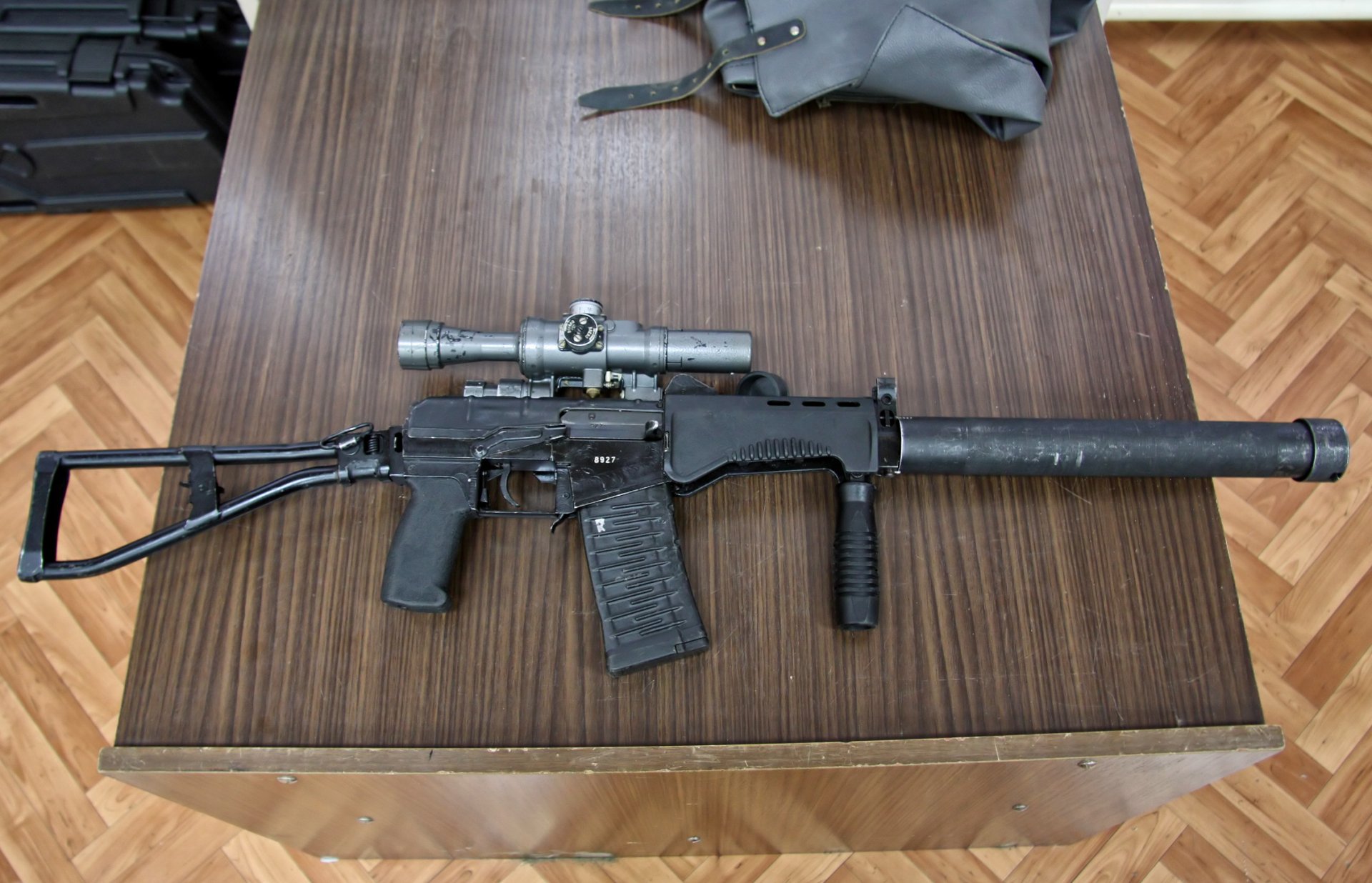 Download Man Made SR-3 Vikhr Rifle HD Wallpaper